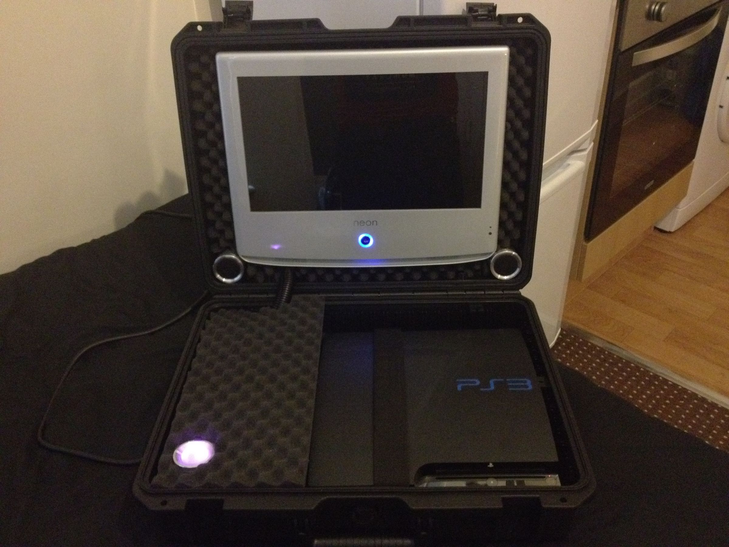 Portable Playstation 3 : 5 Steps (with Pictures) - Instructables