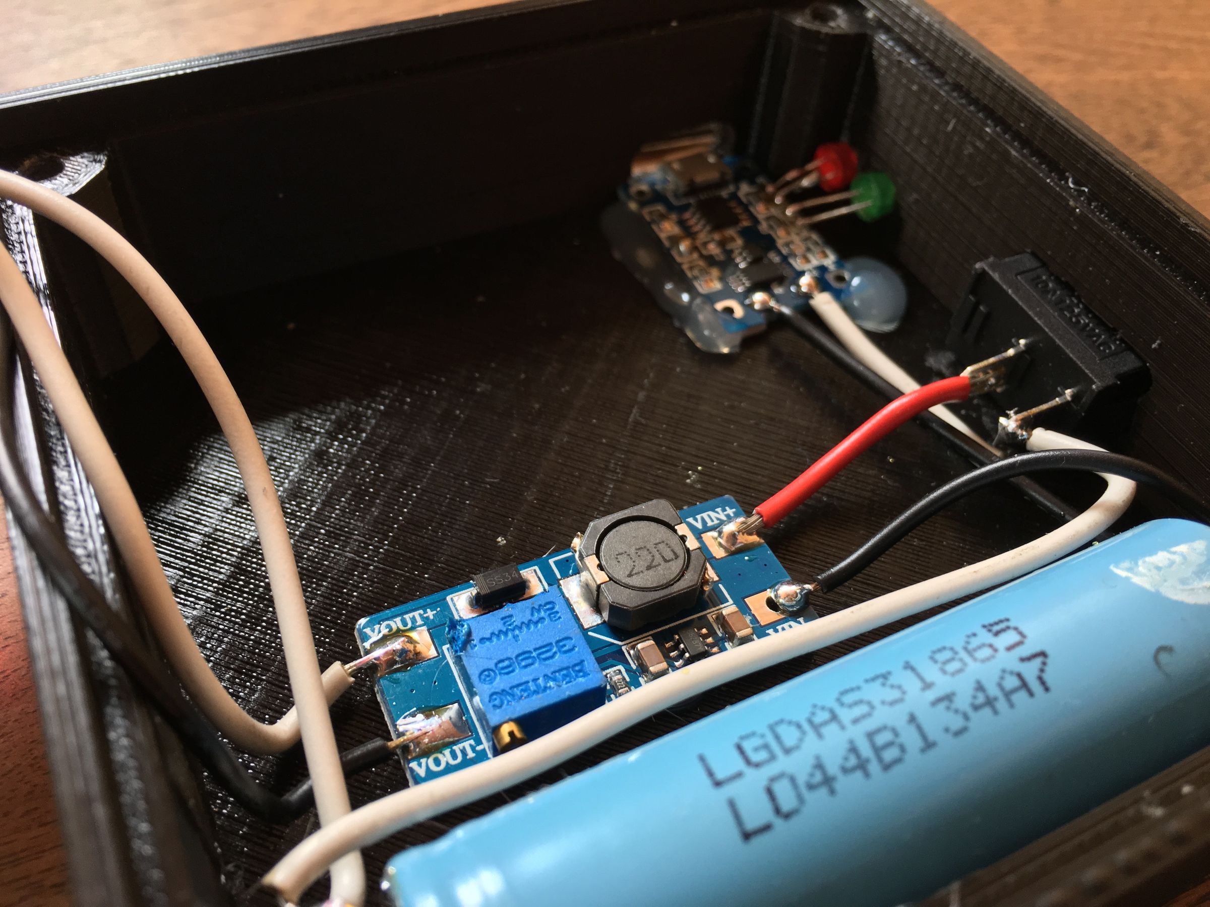 Remote Controlled Power Strip : 6 Steps - Instructables