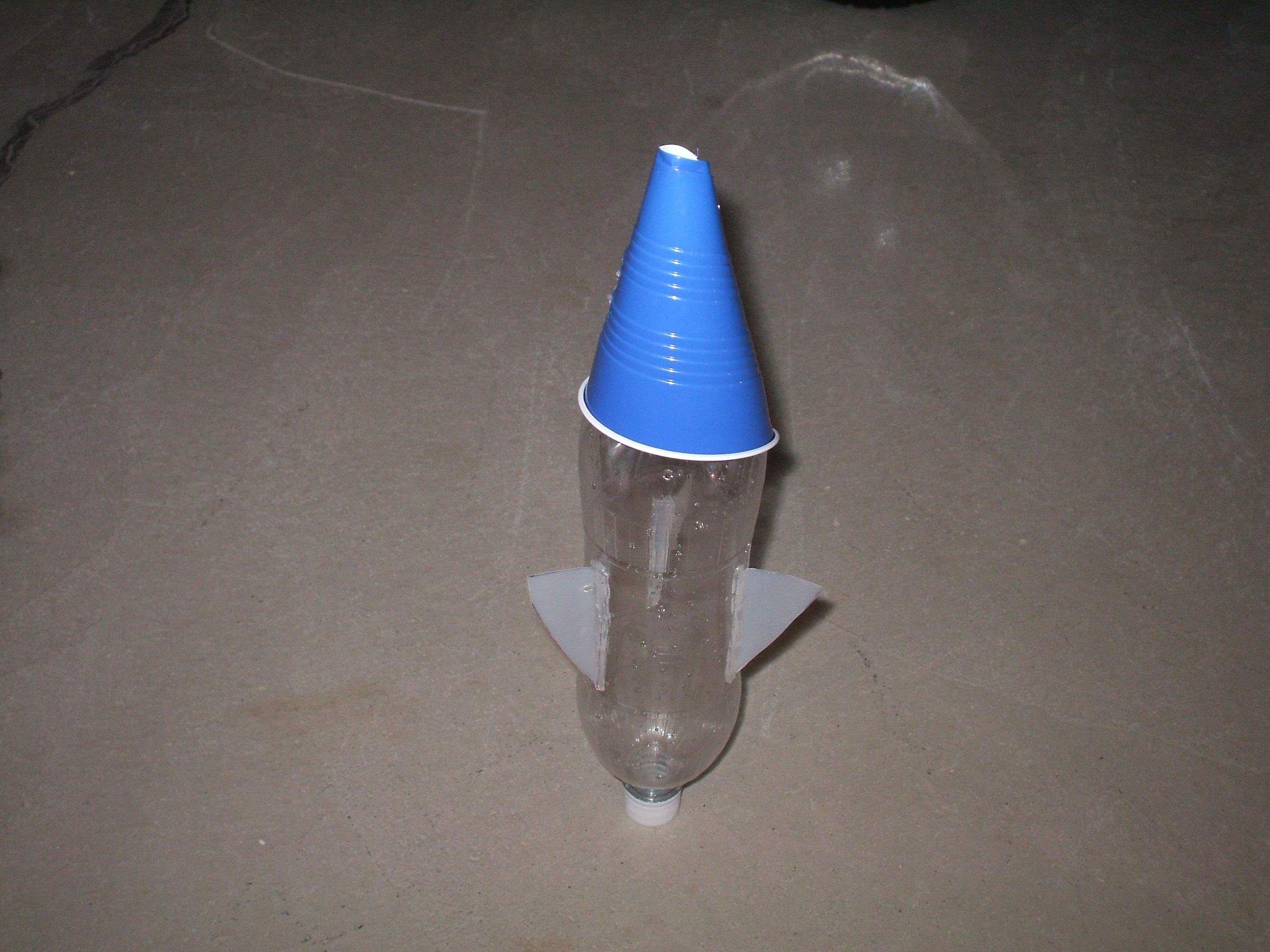 Water Rocket With Easy Launching Pad (simple!) : 4 Steps - Instructables