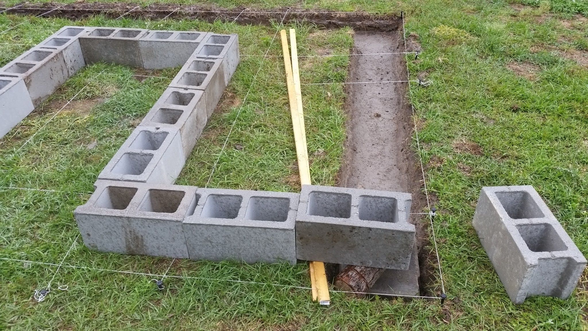 Build a Concrete Block Garden for Food and Memories : 10 Steps (with ...