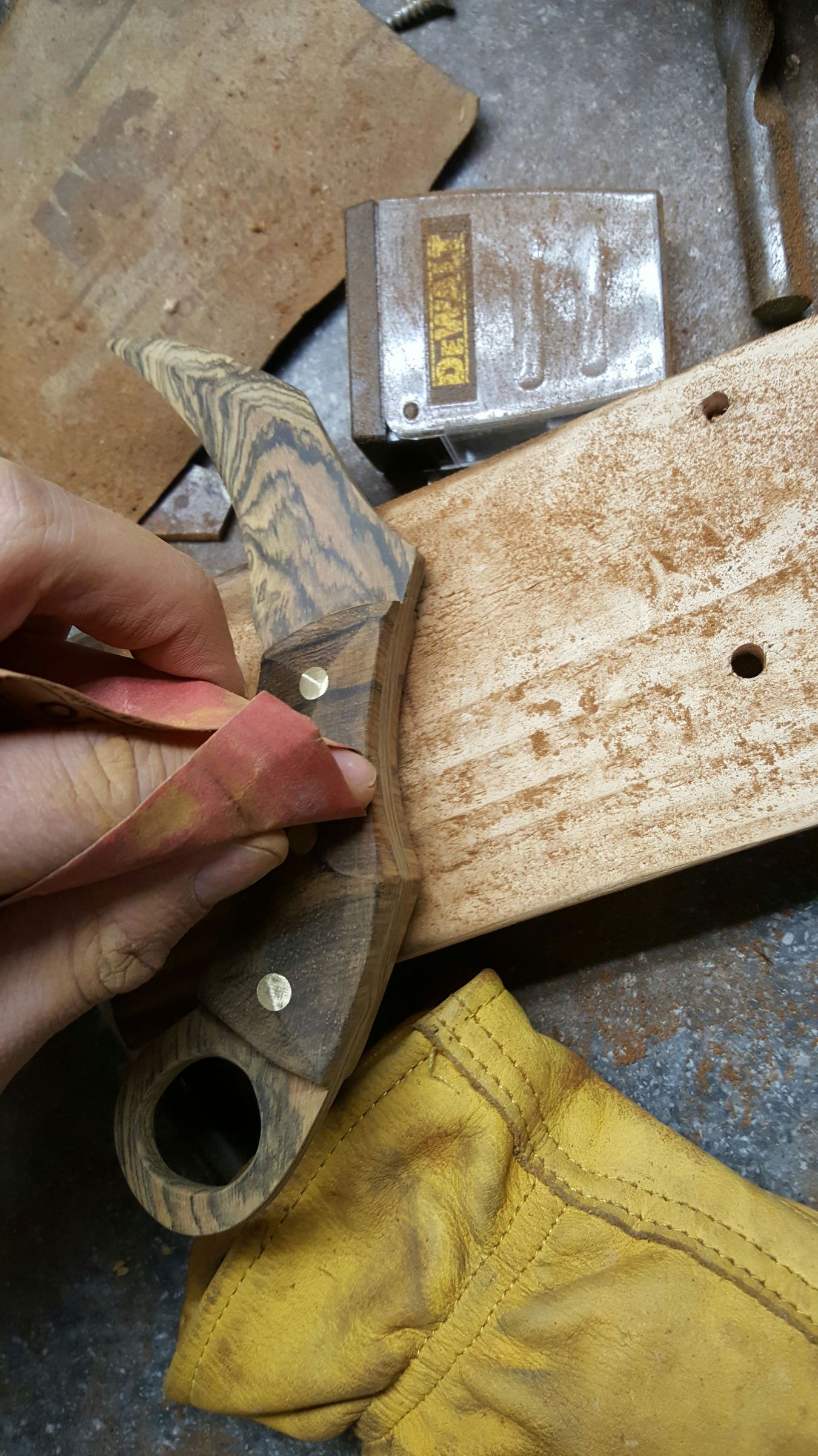 Training Karambit : 6 Steps (with Pictures) - Instructables