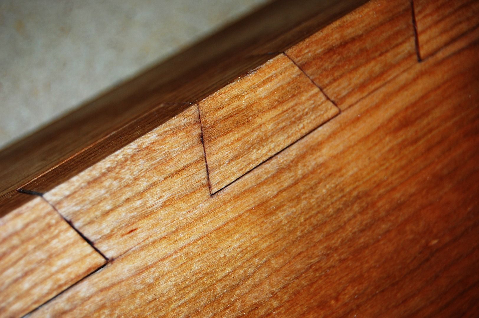 Hand Cut Dovetails for Dummies : 10 Steps (with Pictures) - Instructables