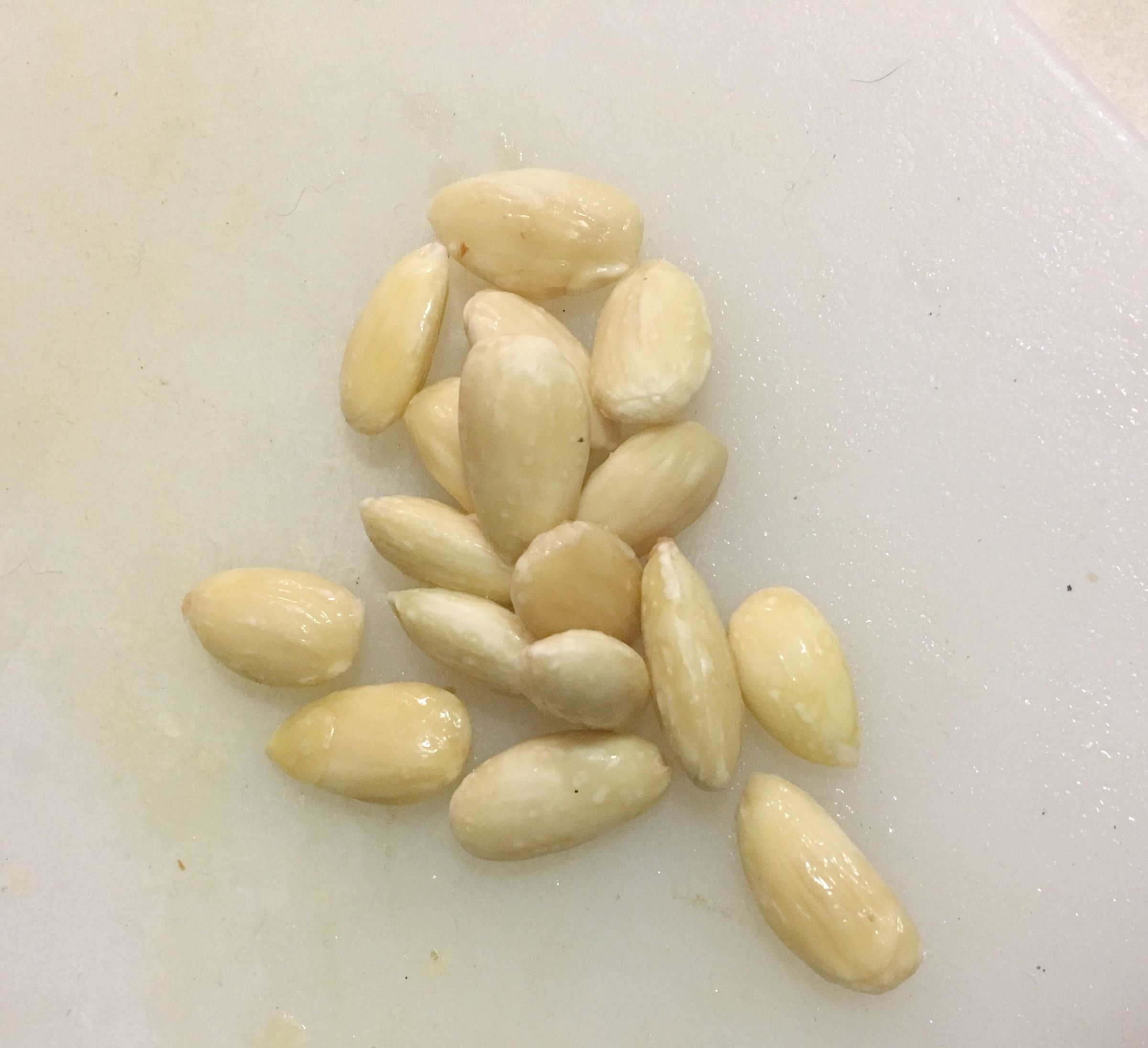 Homemade Almond Extract : 5 Steps (with Pictures) - Instructables