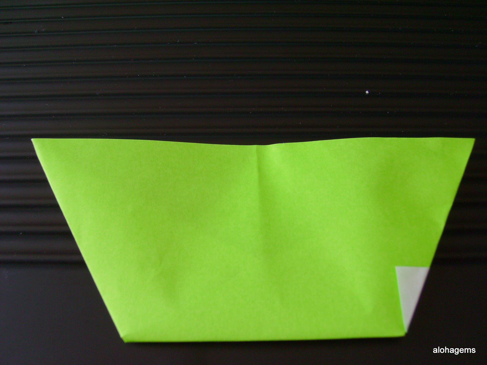 How to Make Origami of Equilateral Triangles With Pockets on Each Sides ...