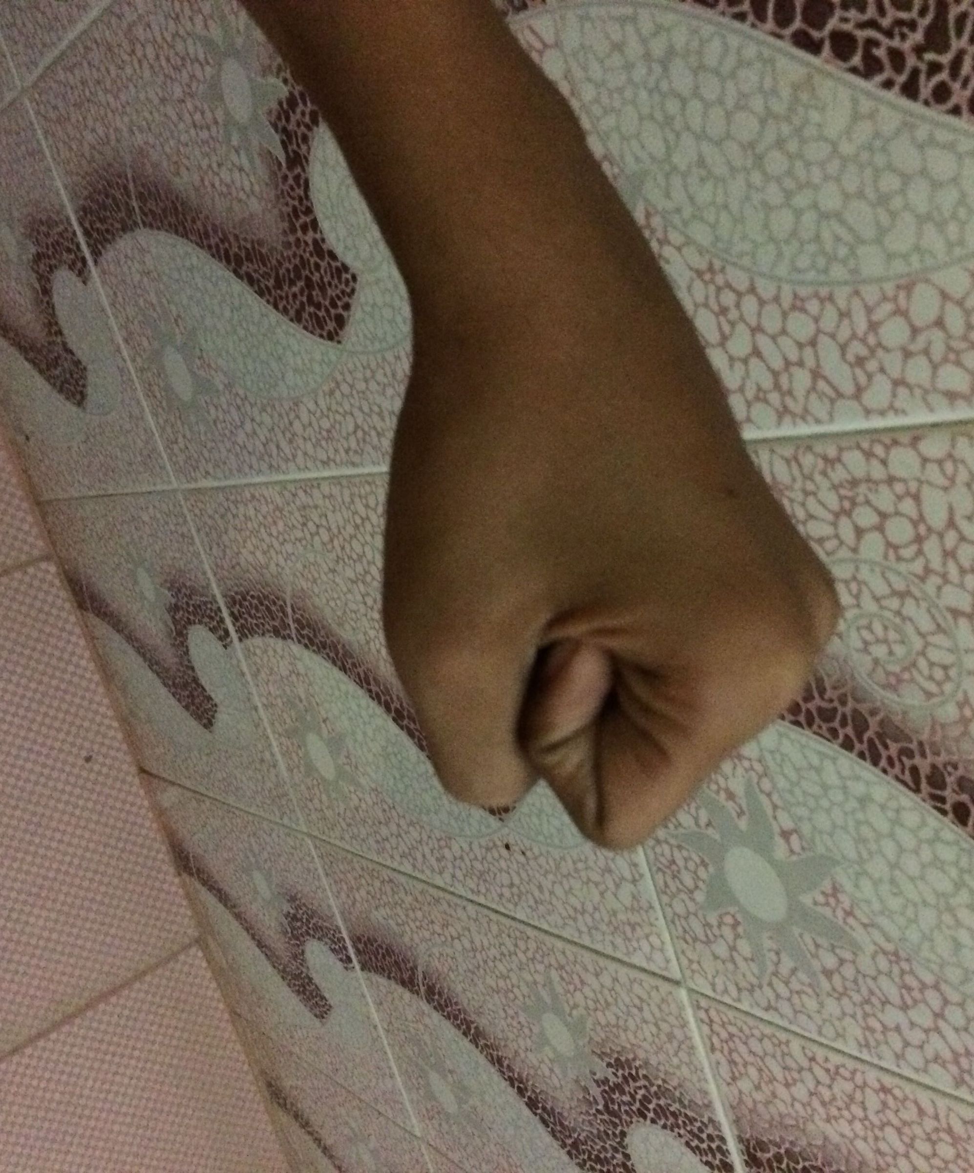 How to Play Hand Cricket : 7 Steps - Instructables