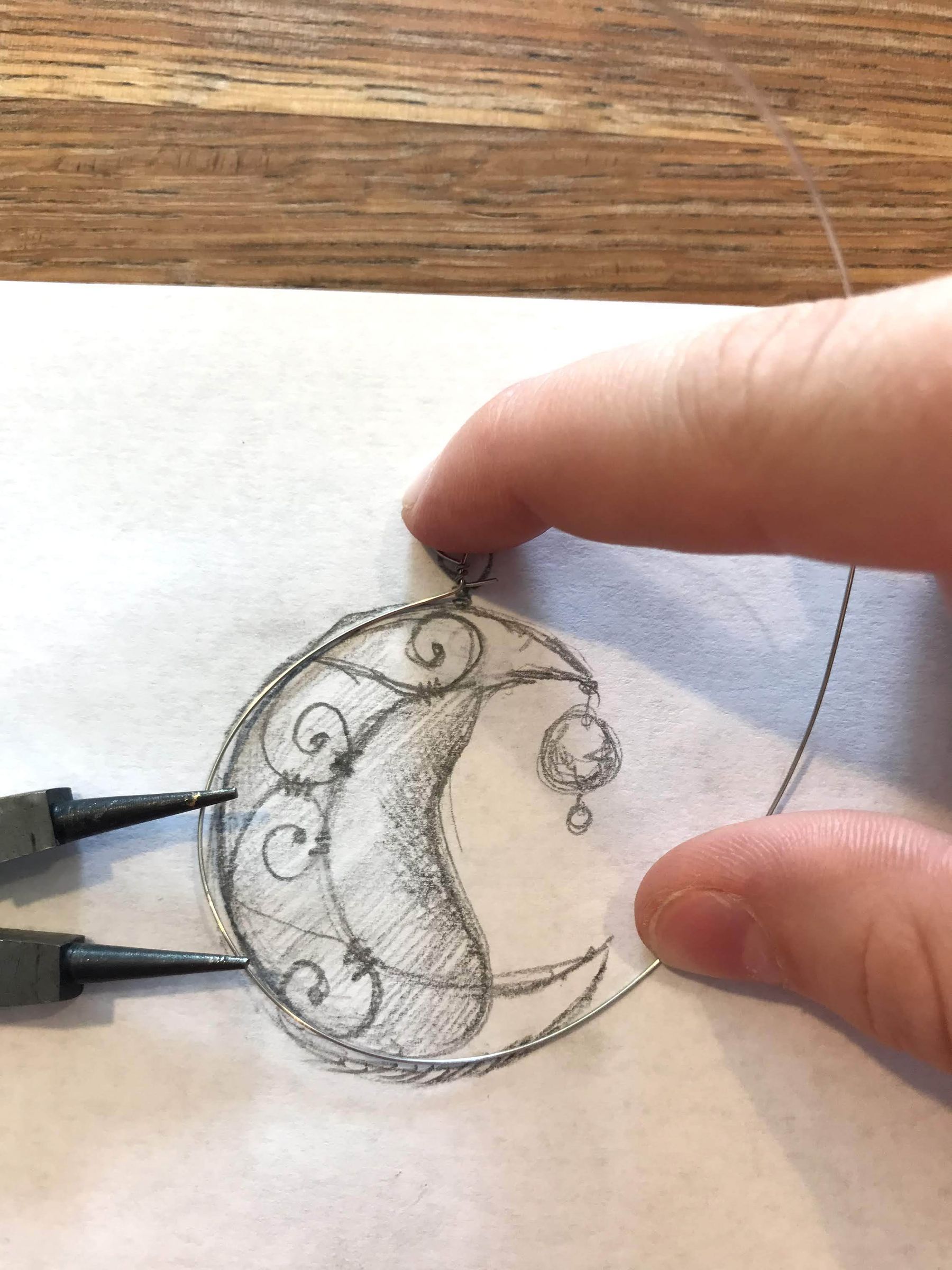 How to Design (and Finish!) a Wire Wrapped Moon Pendant : 8 Steps (with ...