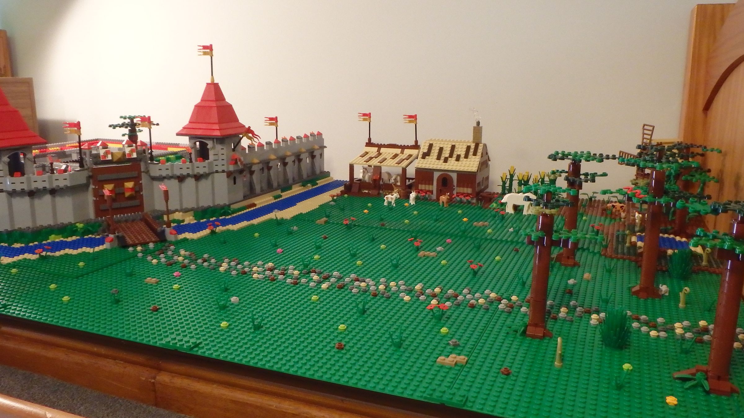 Custom Lego Castle : 14 Steps (with Pictures) - Instructables