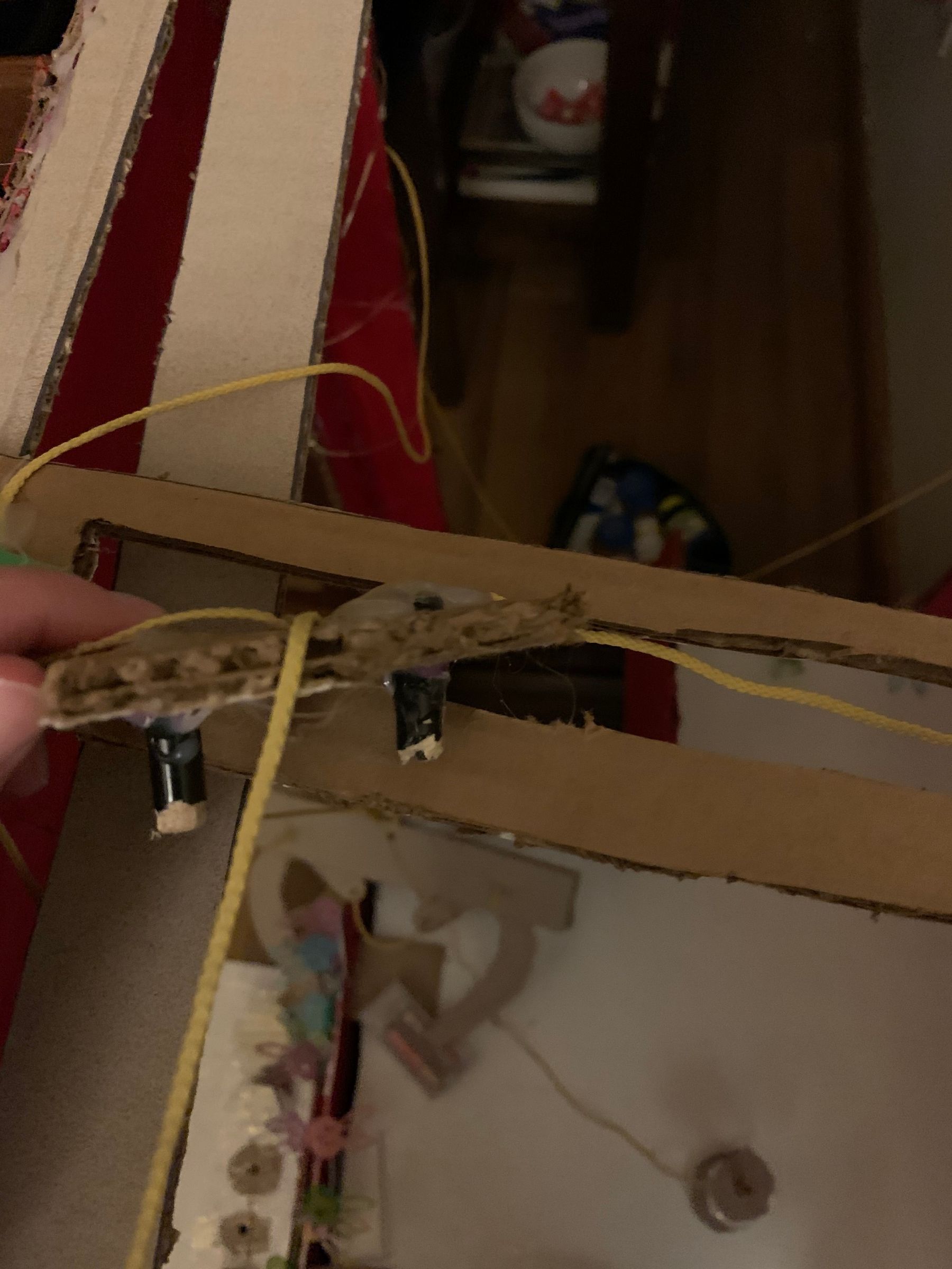 Claw Machine From Cardboard : 7 Steps - Instructables