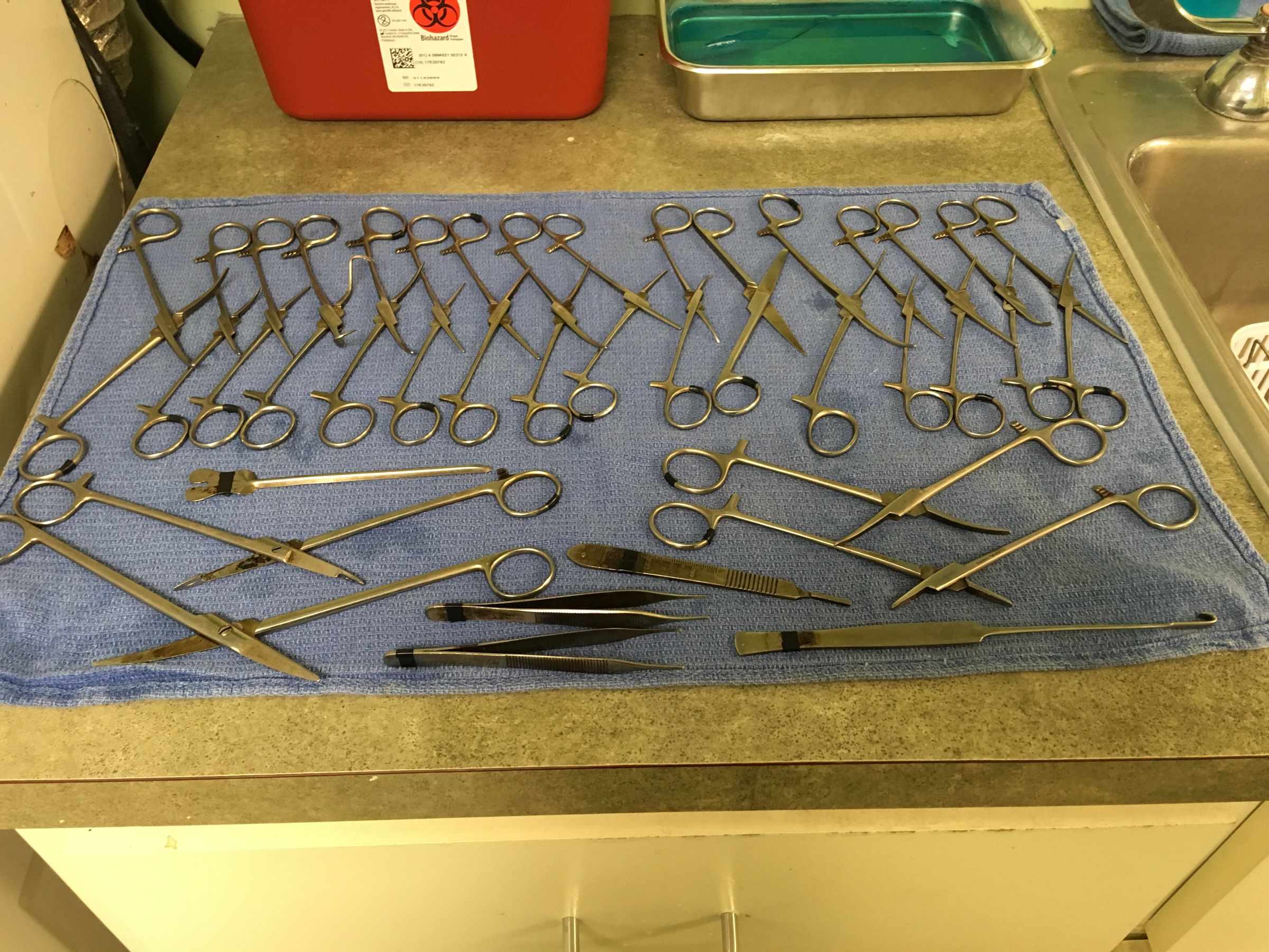 How to Wrap a Veterinary Surgical Pack : 18 Steps - Instructables