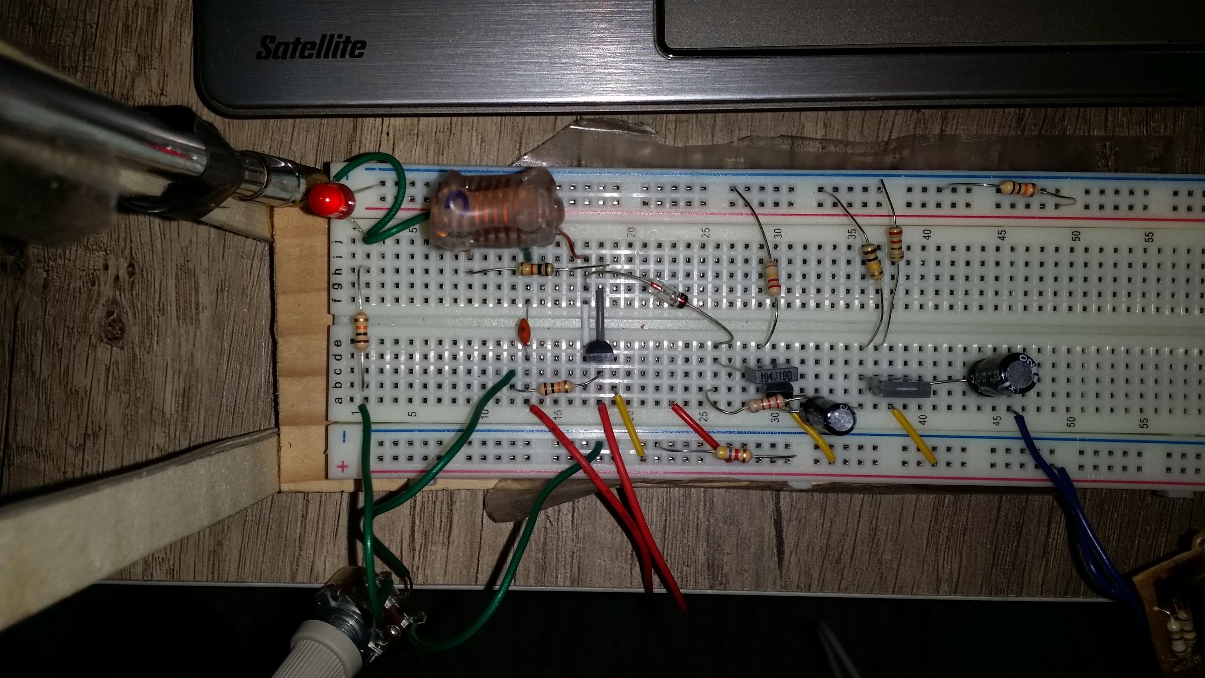 Simple FM Radio (sure Works!) : 6 Steps (with Pictures) - Instructables
