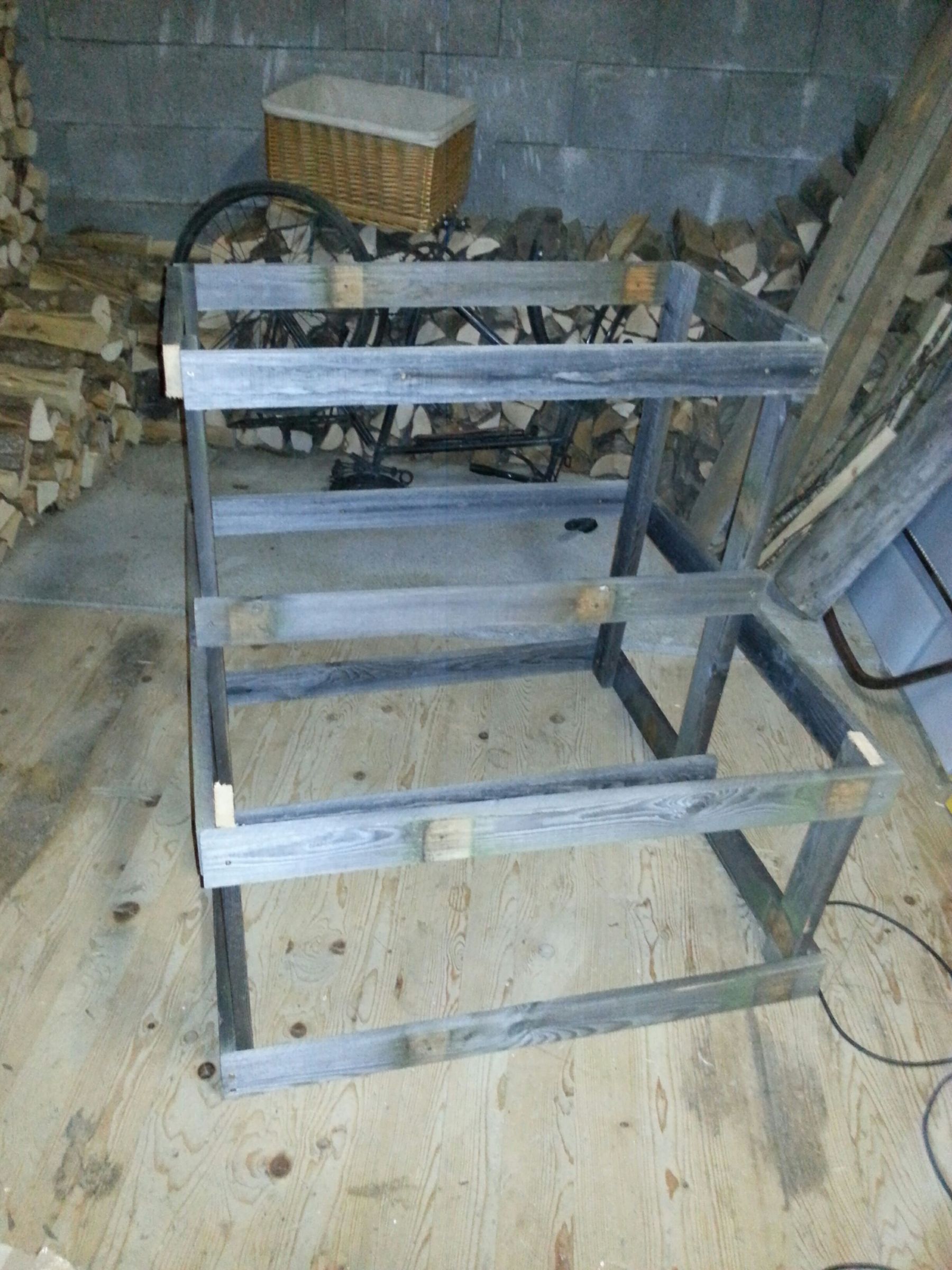 The P.A.L.L.E.T. (Pallet and Loose Lumber Enclosure Tower) : 4 Steps ...