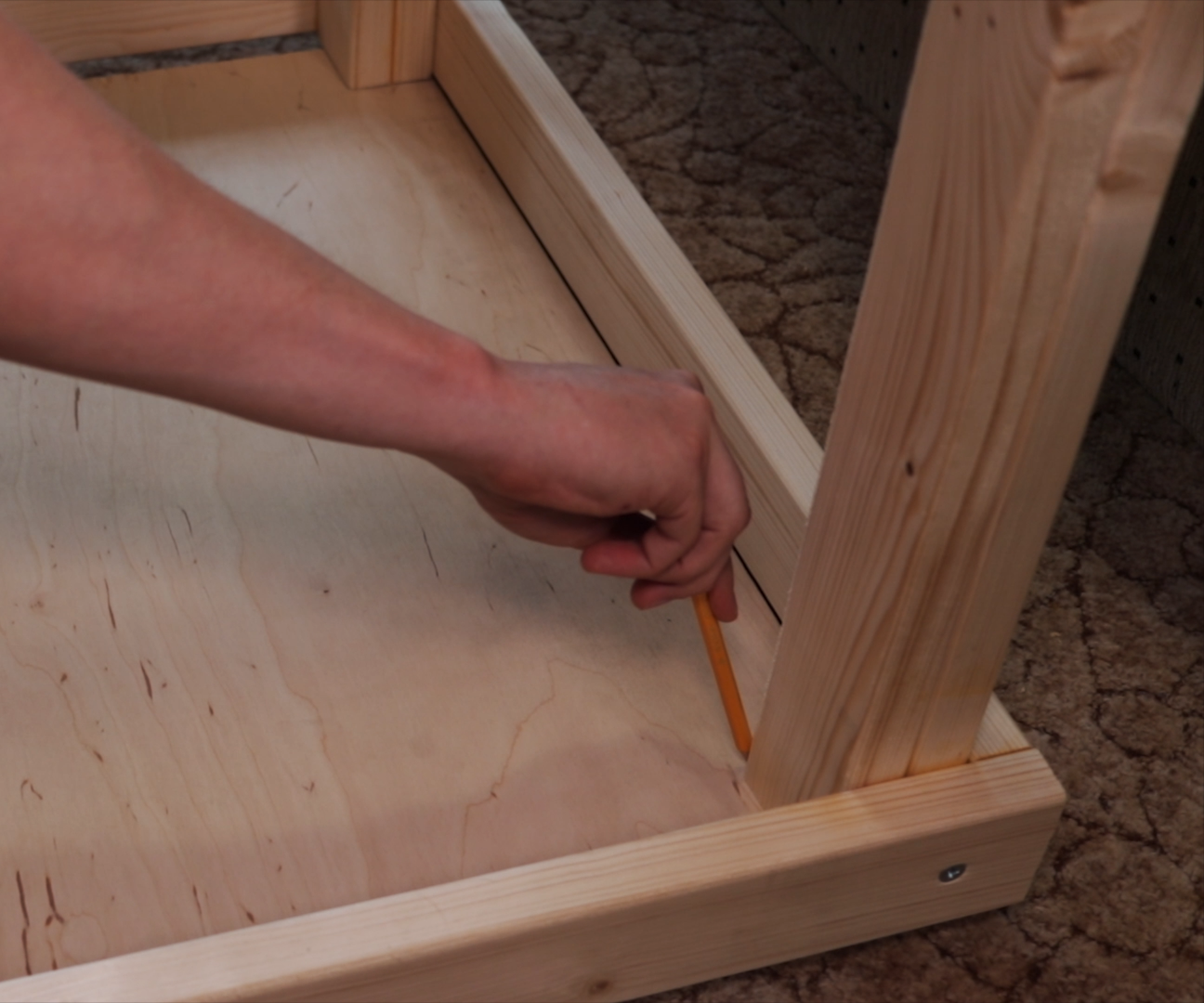 DIY Small/Portable/Convenient Workbench : 27 Steps (with Pictures ...