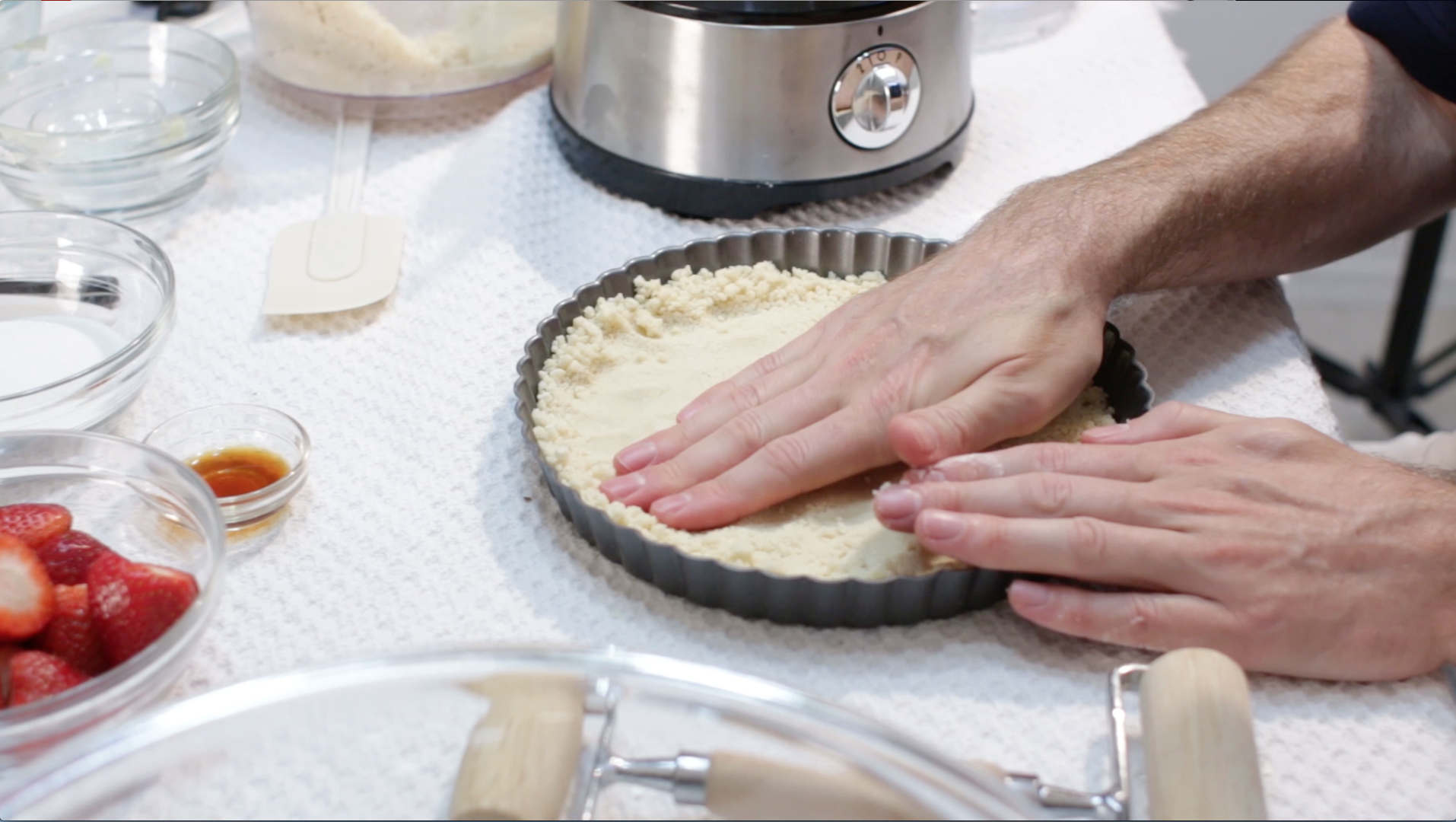 How to Make a Fruit Tart - Easy Recipe : 11 Steps (with Pictures ...