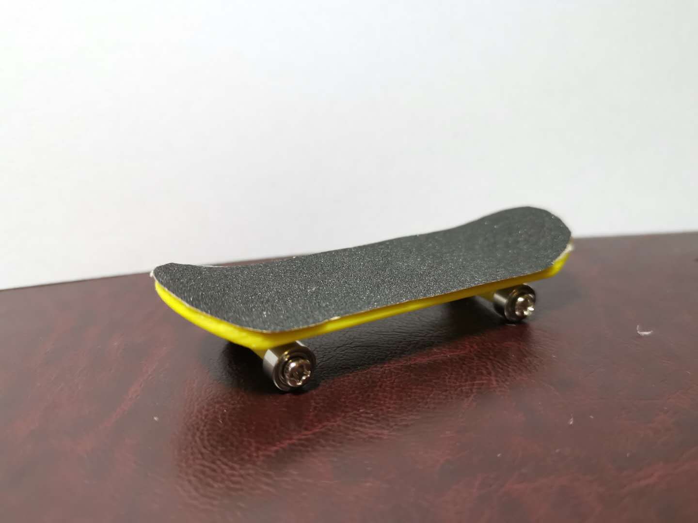 3D Printed Tech Deck : 4 Steps - Instructables