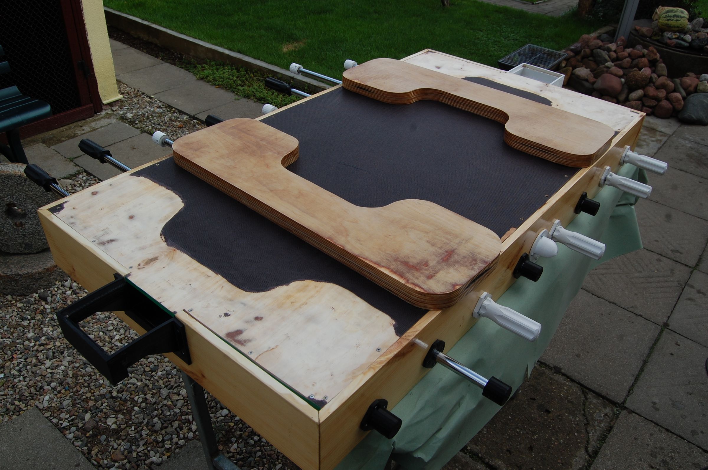 Build Your Own Foosball Table : 12 Steps (with Pictures) - Instructables