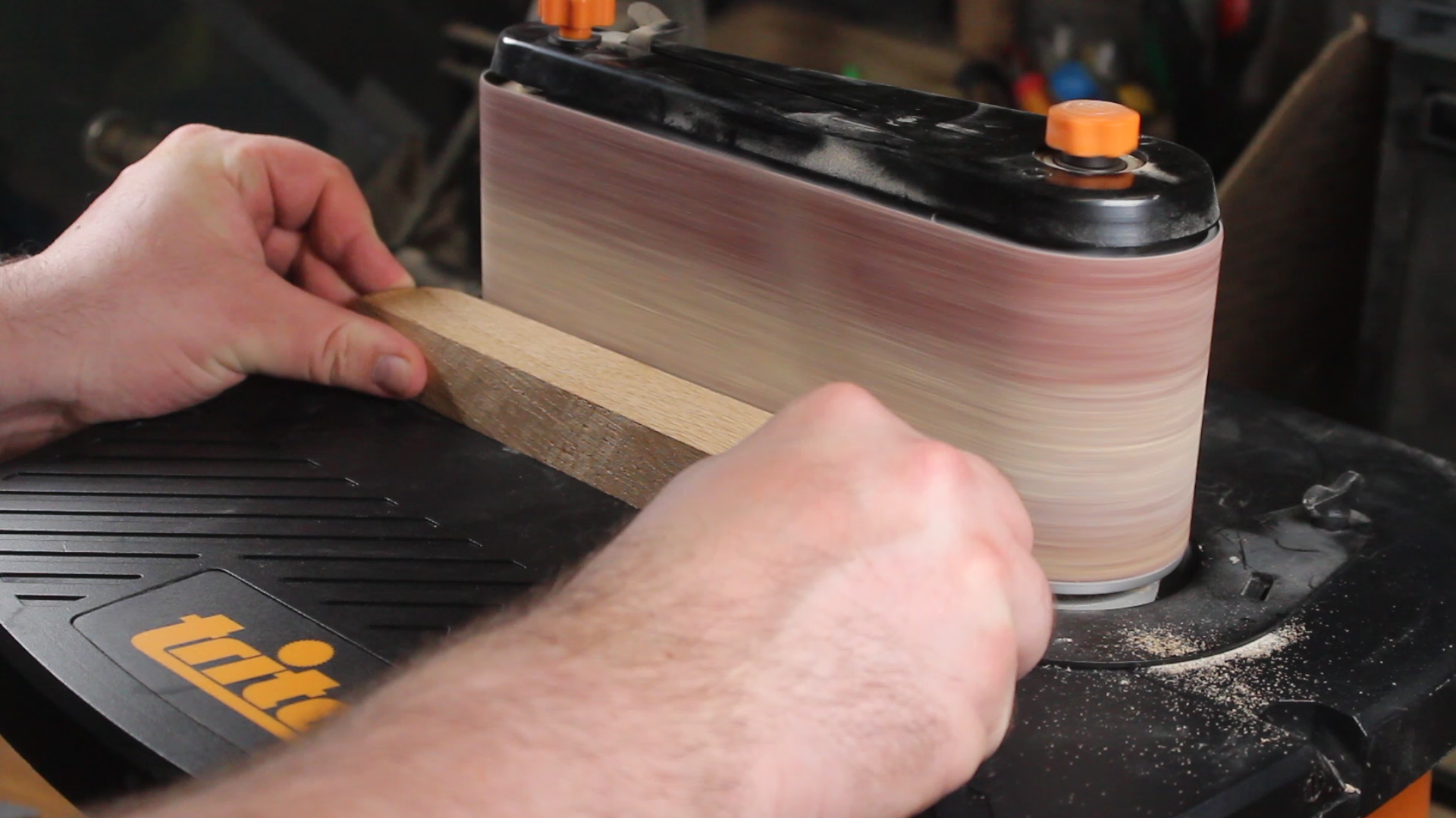 DIY Wooden Laptop Stand : 11 Steps (with Pictures) - Instructables