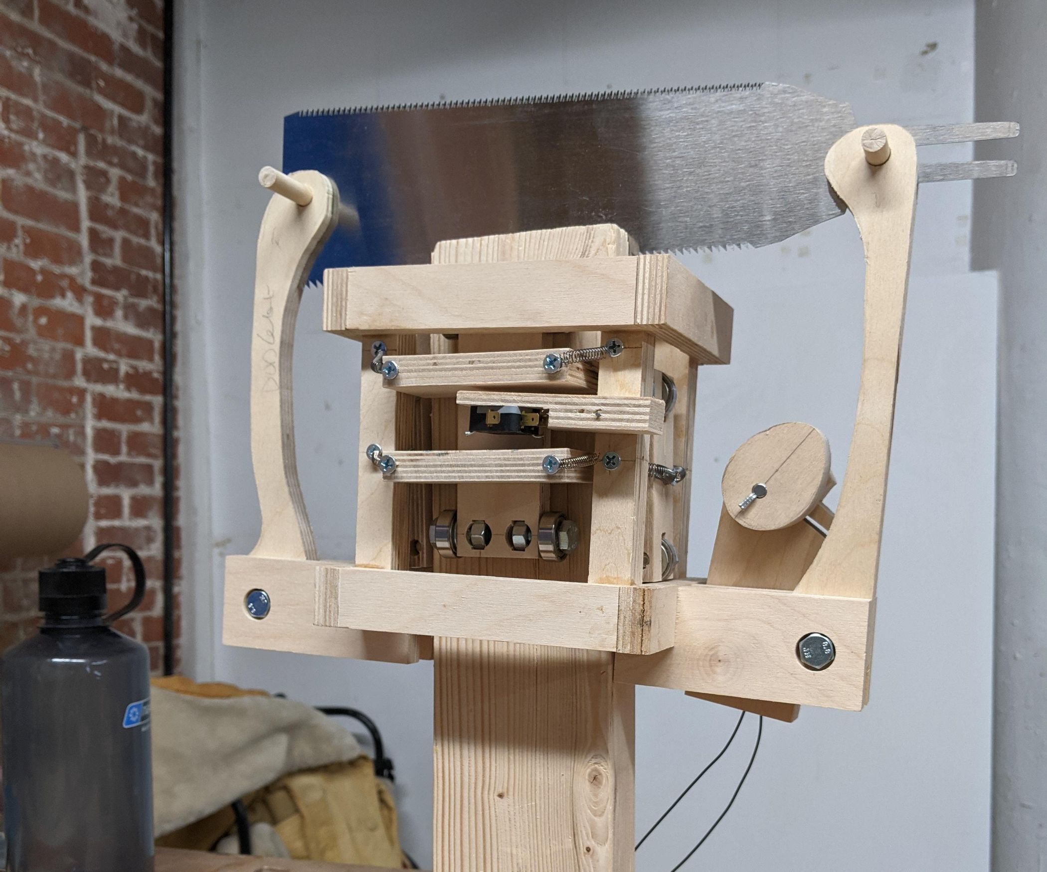 Ryoba Saw Robot : 6 Steps - Instructables