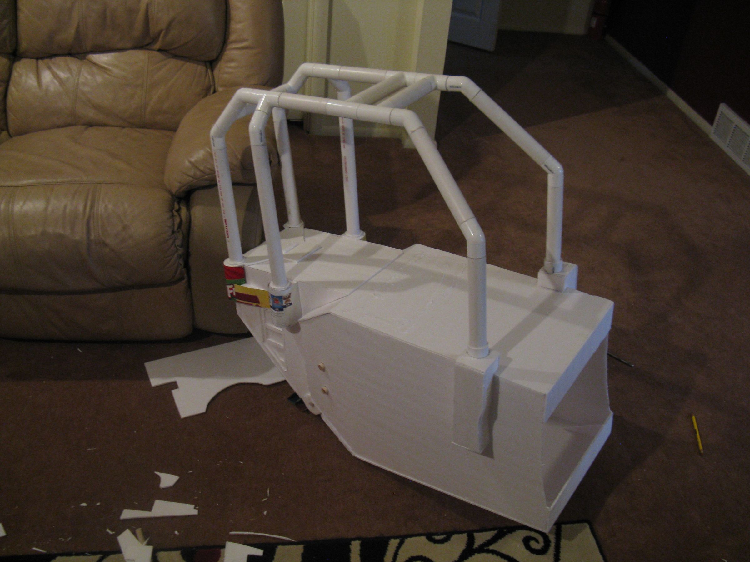 Full-Size Power Loader Costume From Aliens : 8 Steps (with Pictures ...