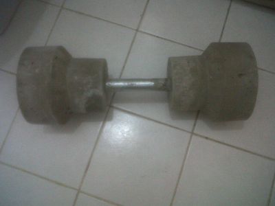 How to Make Cement Dumbbells for Weightlifting : 3 Steps - Instructables