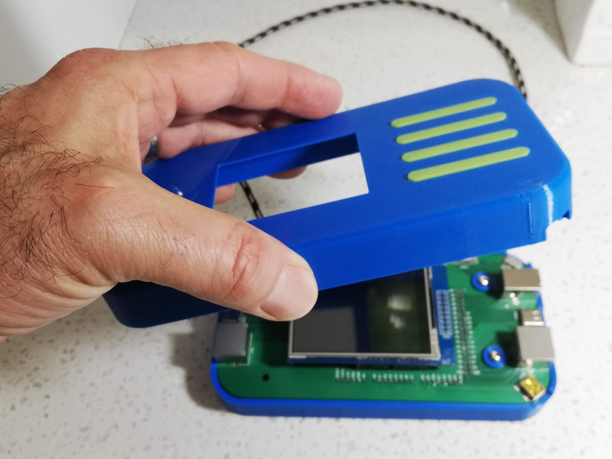 Touch Screen Cable Tracer : 6 Steps (with Pictures) - Instructables