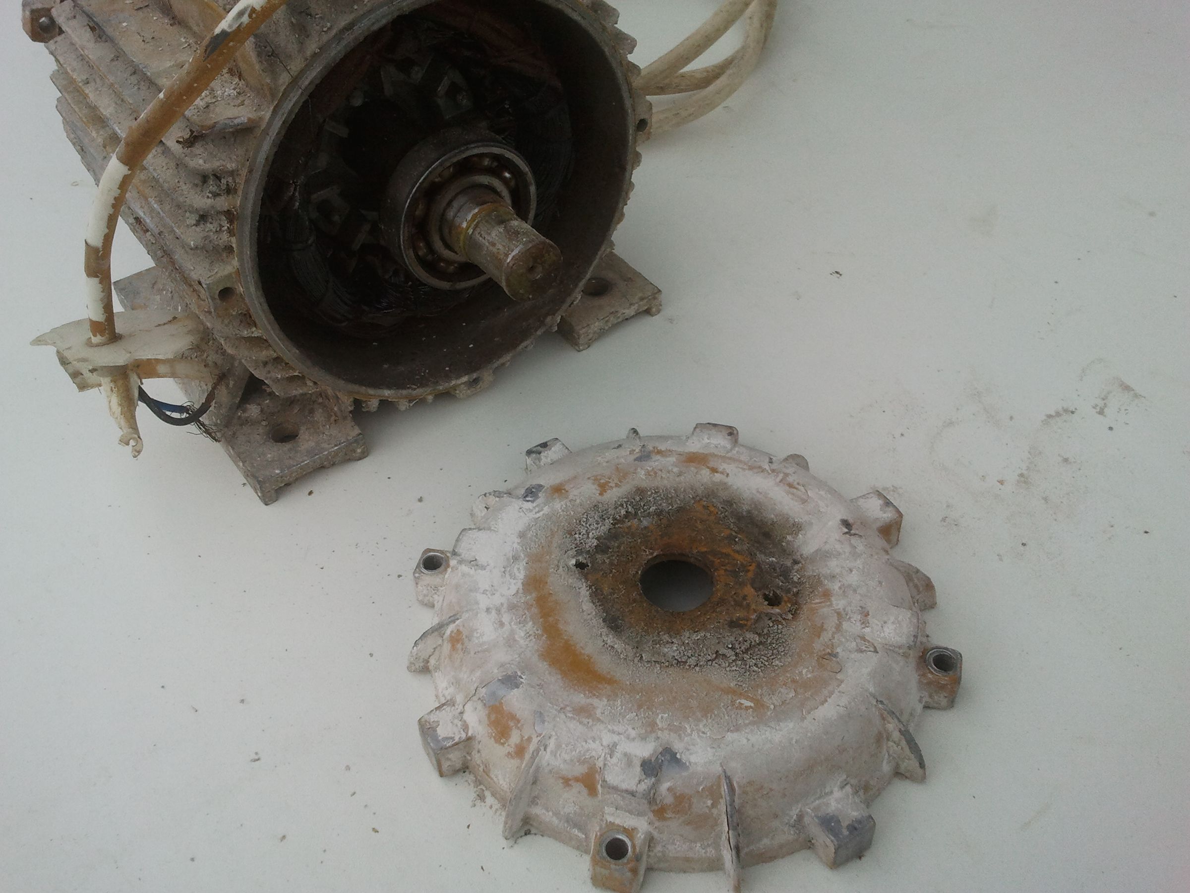 Rewinding and Renovation of the Electric Motor : 45 Steps (with ...