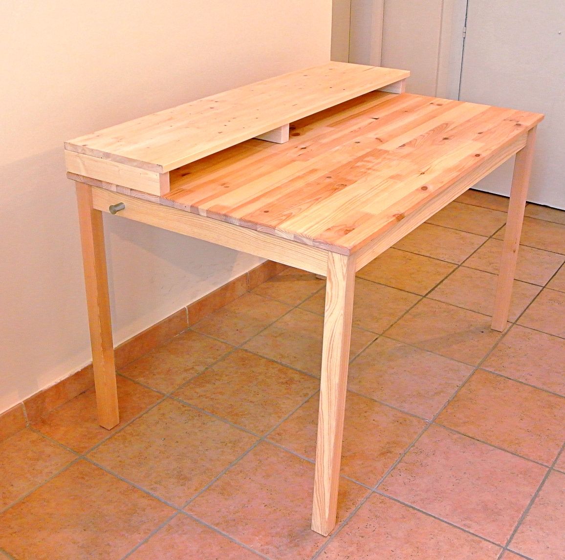 OMG the Kitchen Table Became My Desk : 6 Steps (with Pictures ...