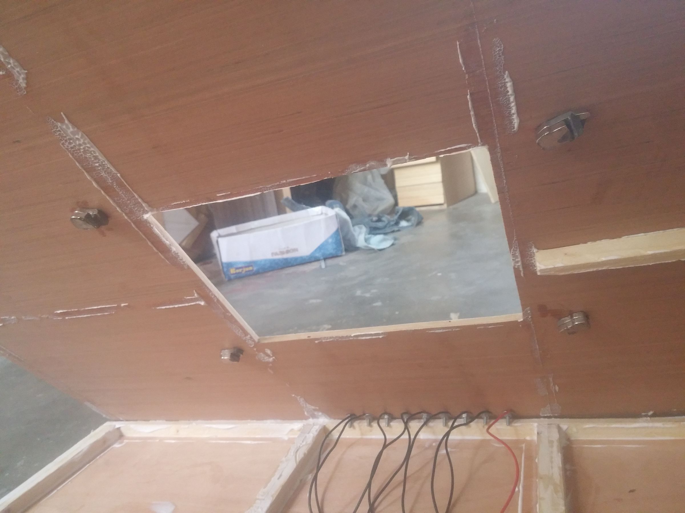 DIY PORTABLE WORK STATION : 13 Steps (with Pictures) - Instructables