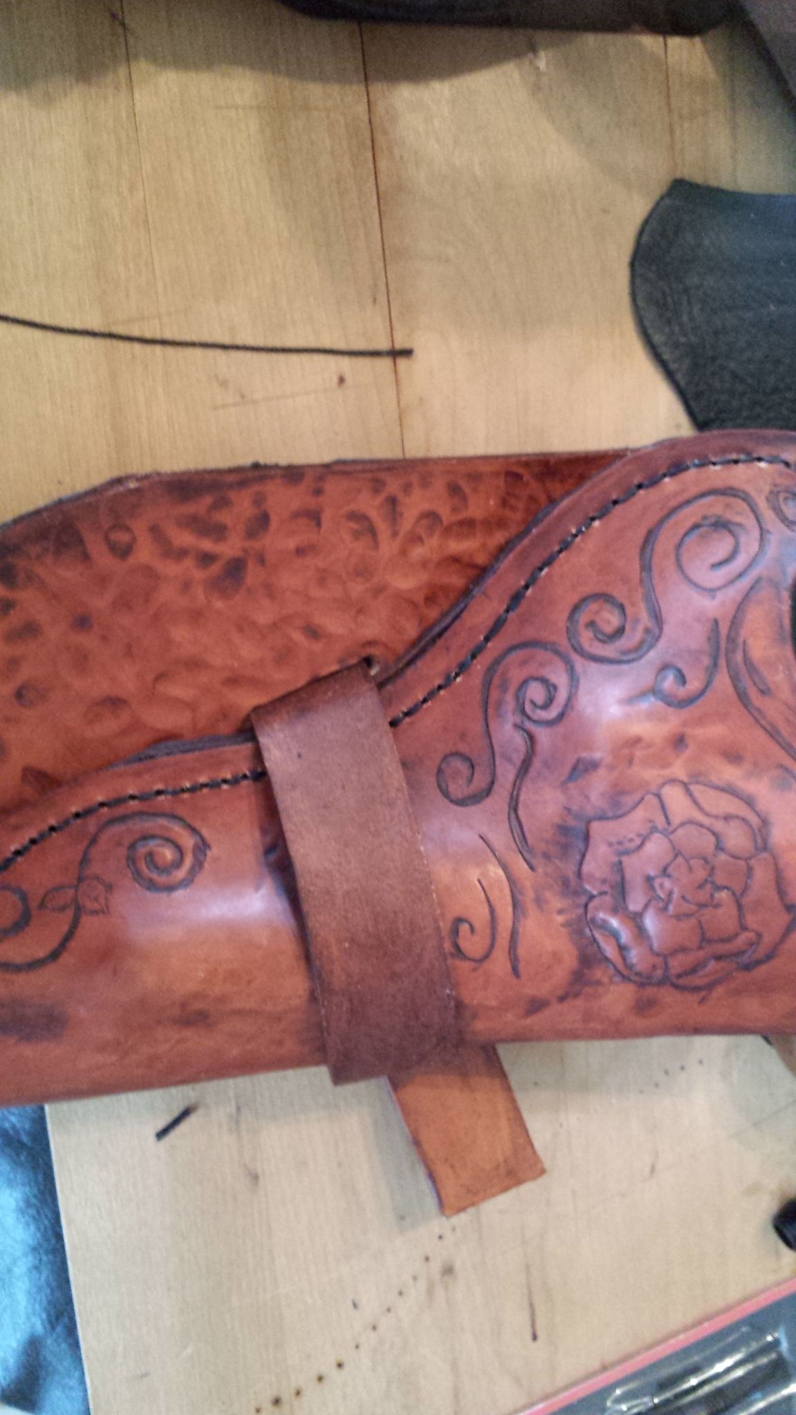 Cowboy / Western Style Leather Holster : 9 Steps (with Pictures ...