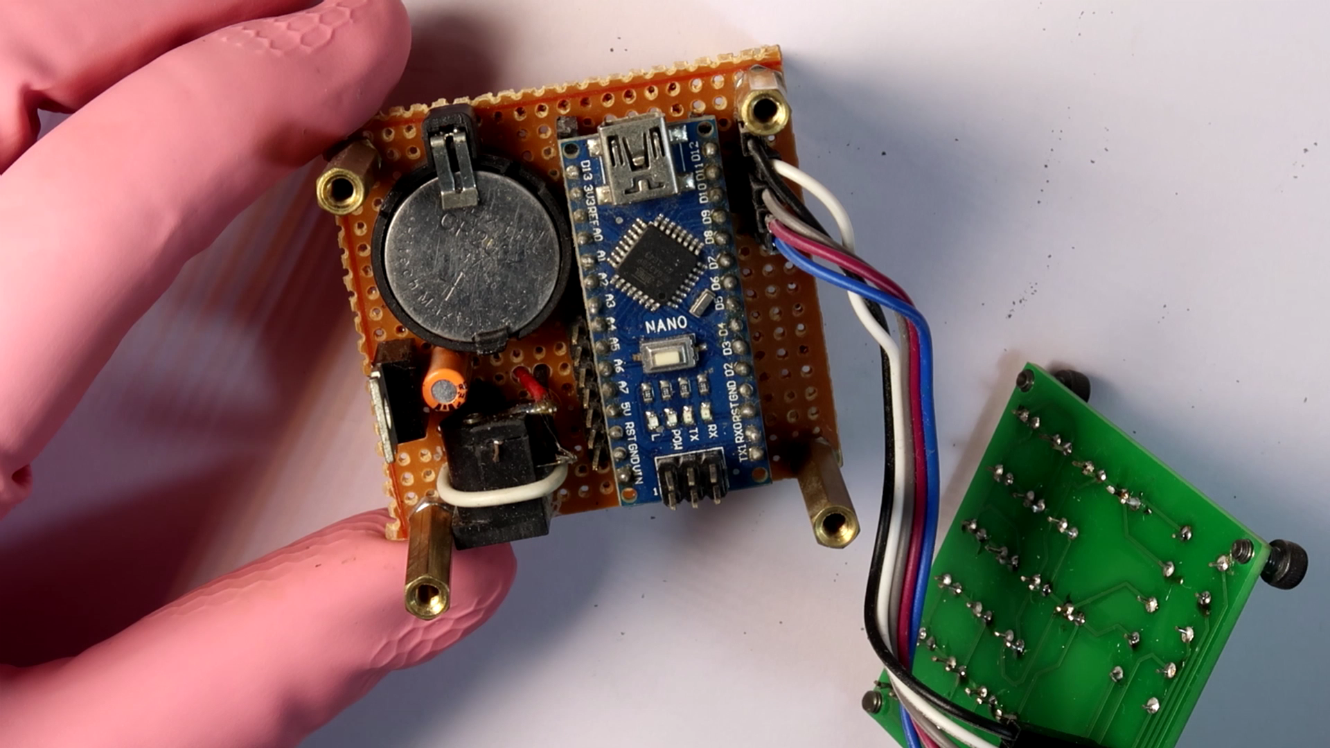 How to Make a Binary Clock With 20 LEDs and an Arduino : 9 Steps (with ...