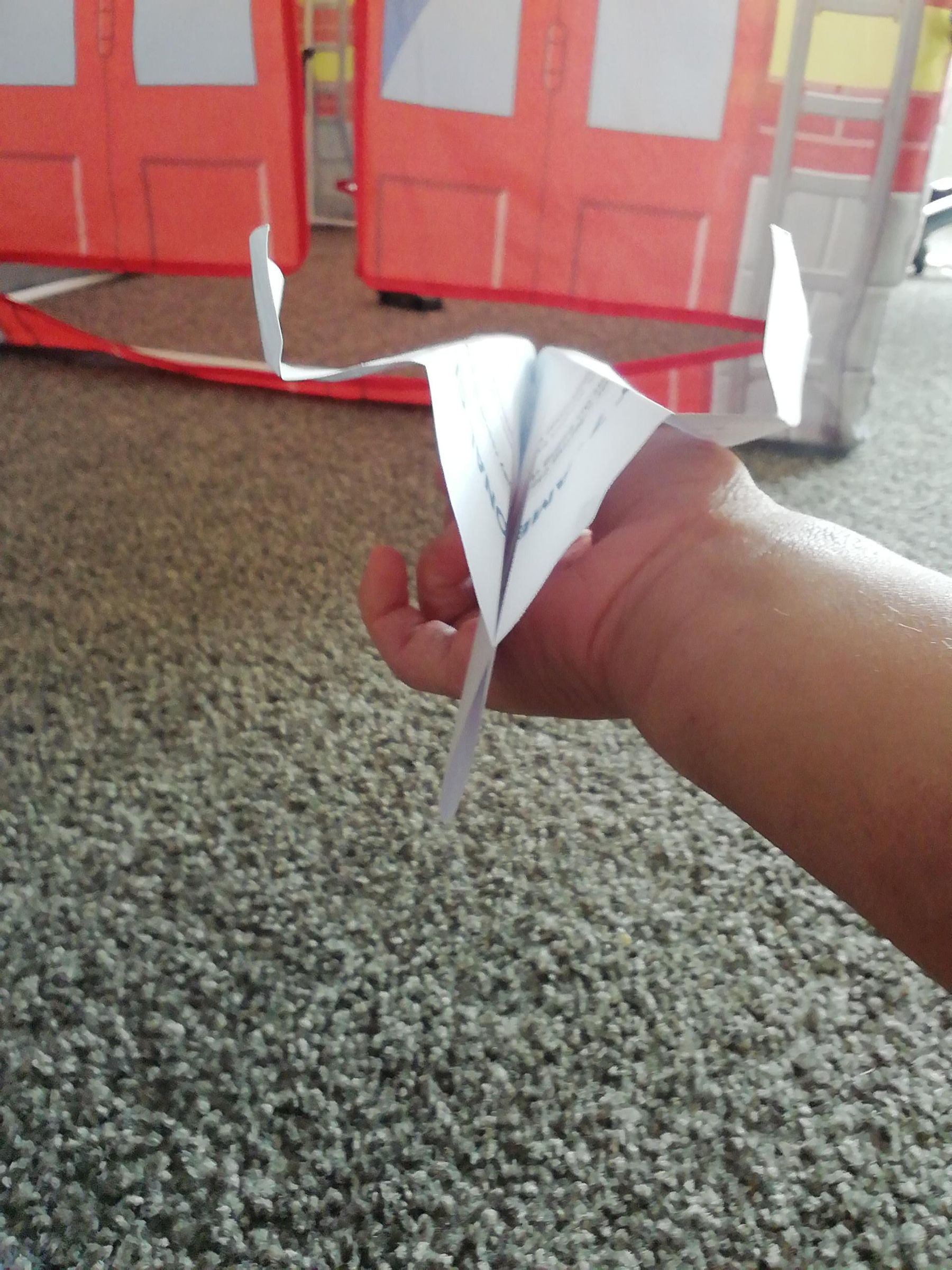 World's Best Paper Airplane - Simple and Sturdy : 10 Steps - Instructables