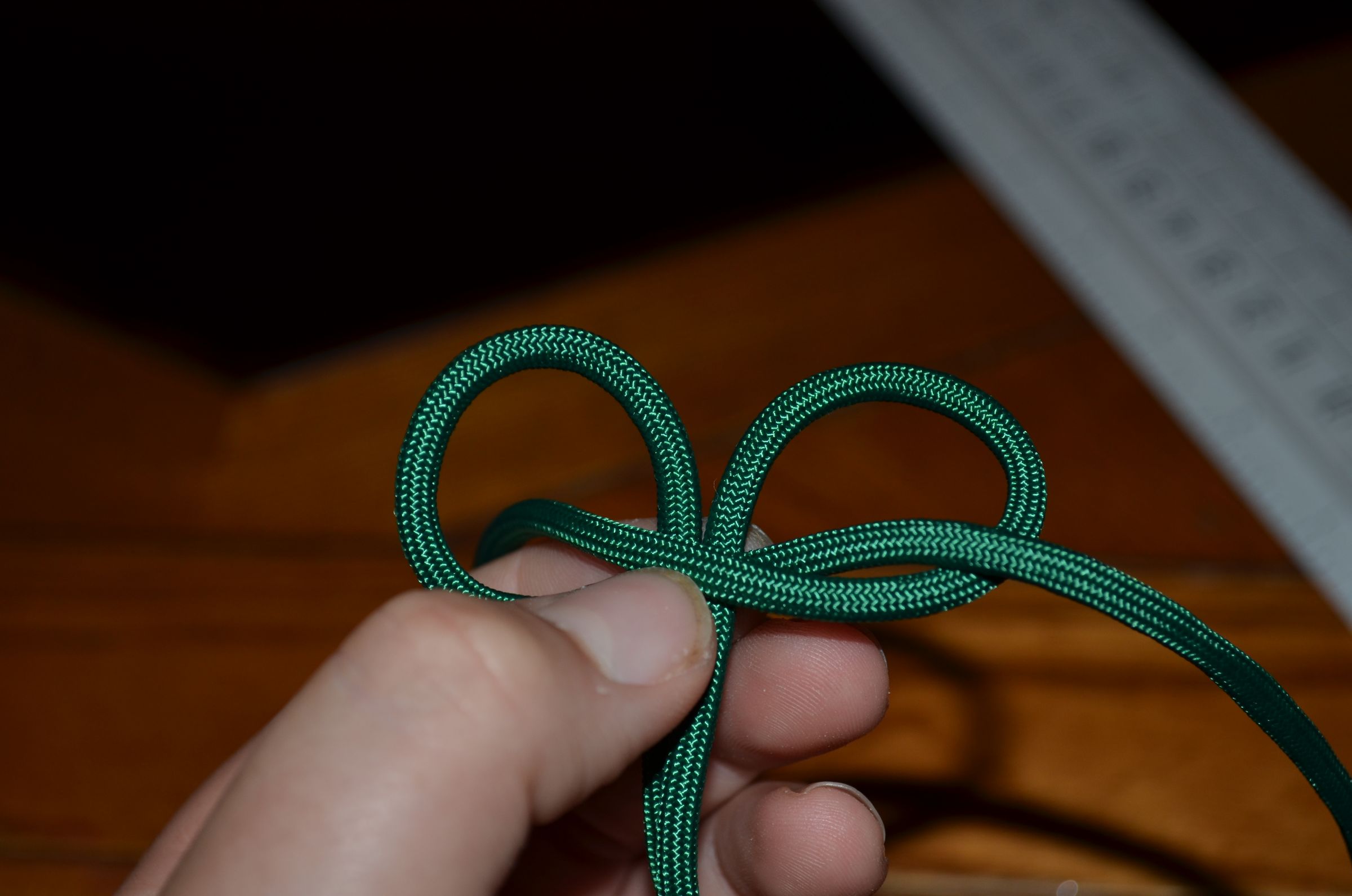 Easy Paracord Survival Key Fob : 5 Steps (with Pictures) - Instructables