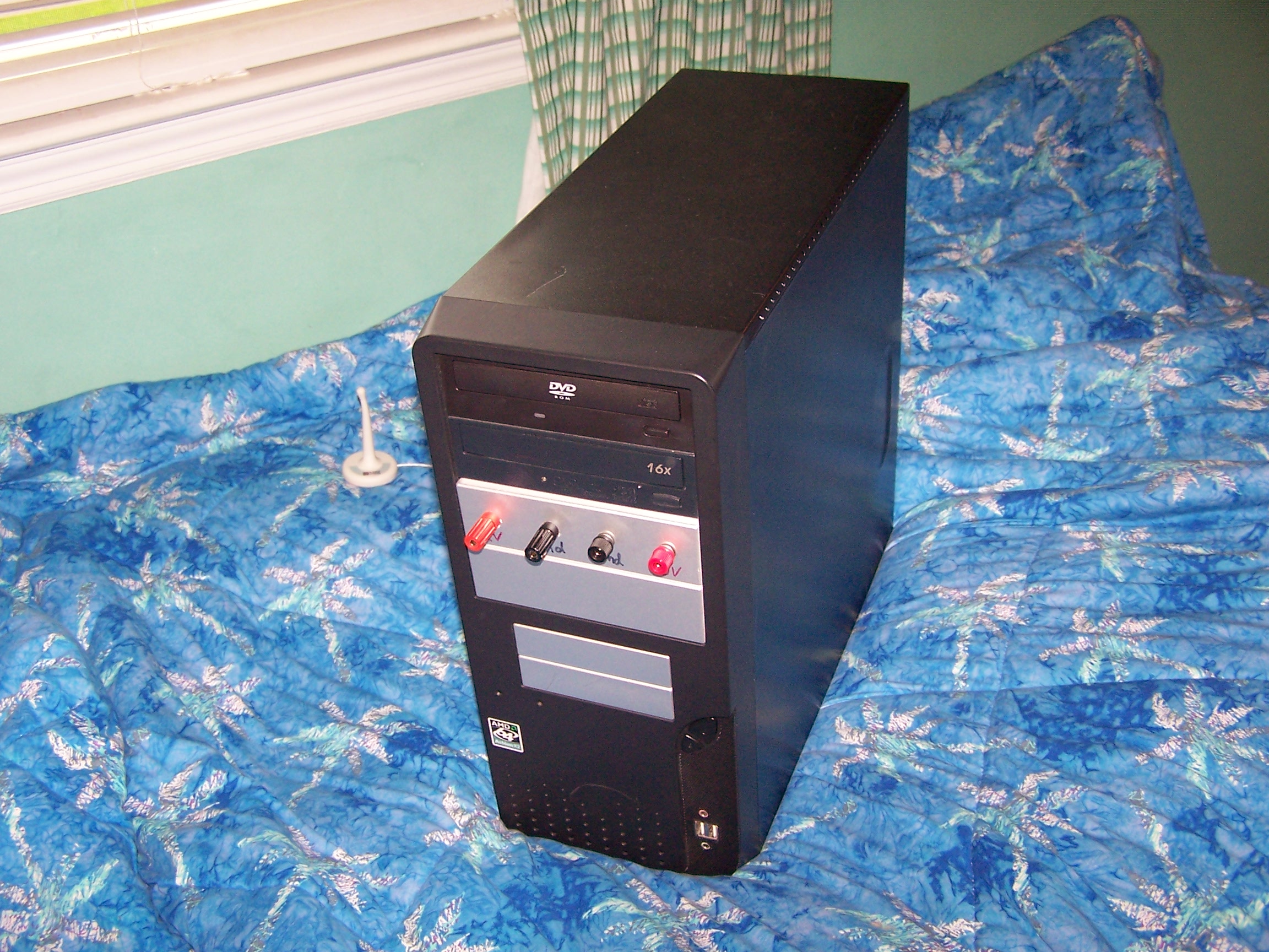 How to Build a Custom PC: the Complete N0ob's Guide to Building a ...