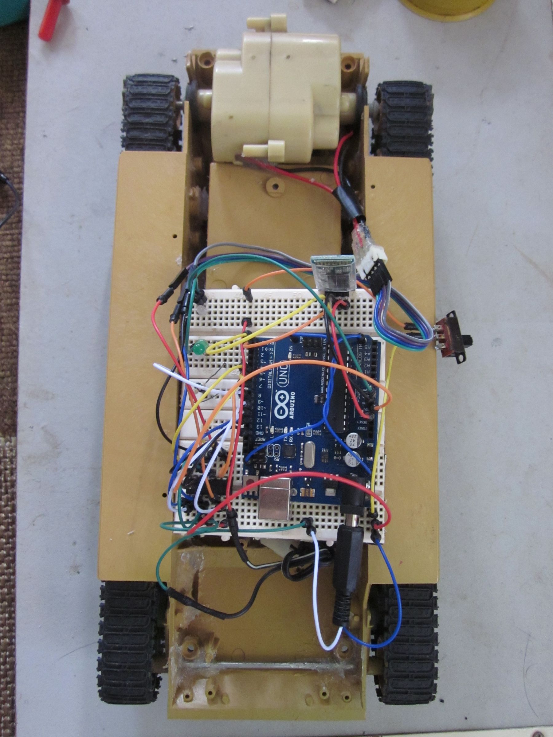 Bluetooth Control RC Tank + Android + Arduino : 8 Steps - Instructables
