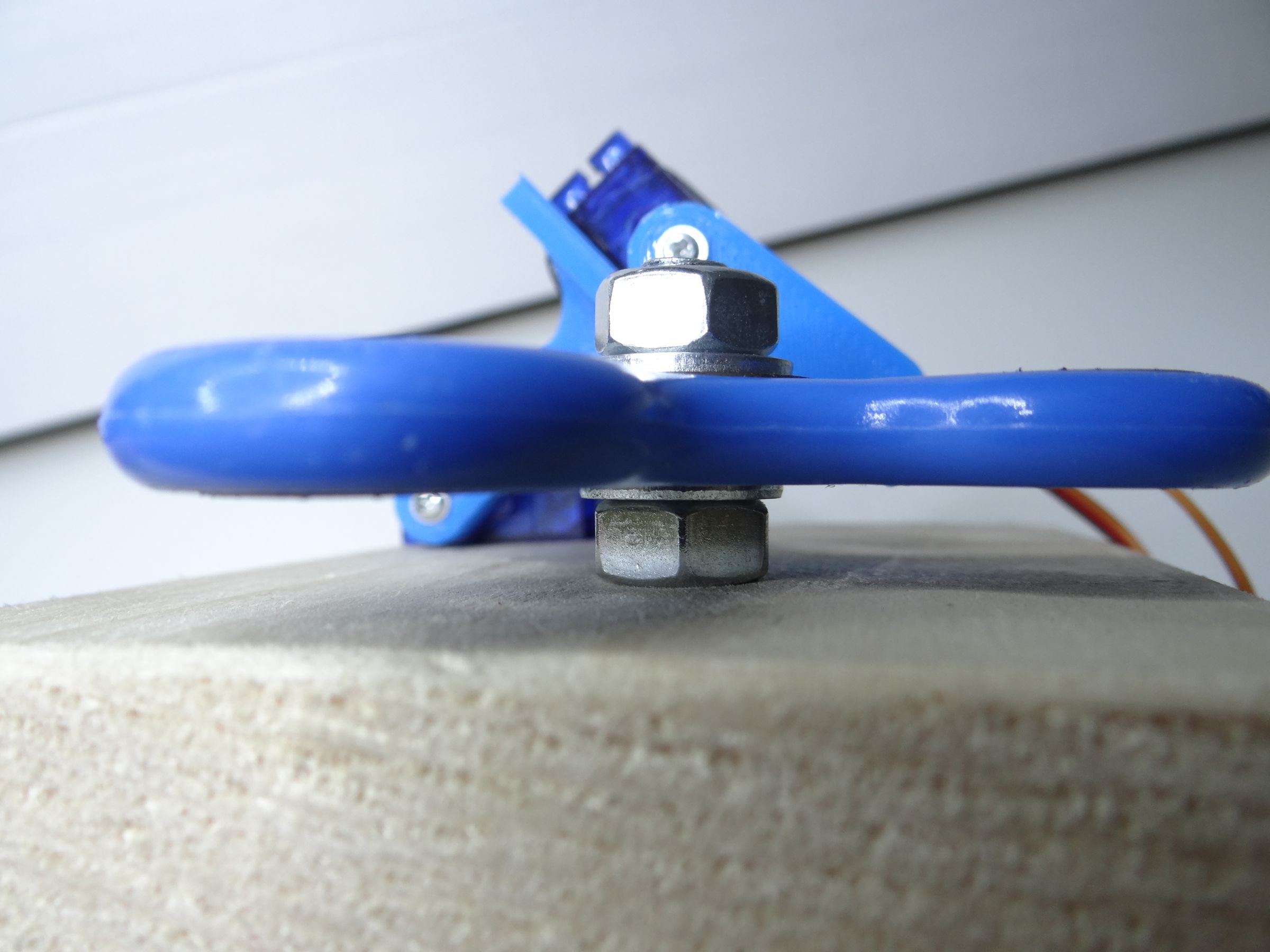 Fidget Spinning Robot : 7 Steps (with Pictures) - Instructables