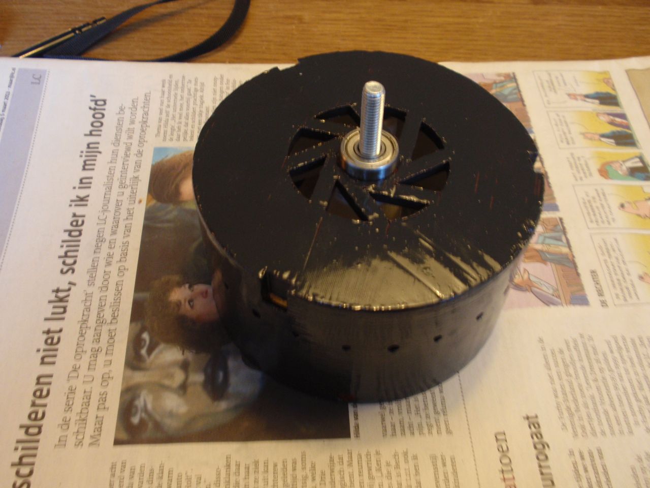 A Fully 3D Printable GlaDOS Robotic Ceiling Arm Lamp : 11 Steps (with ...