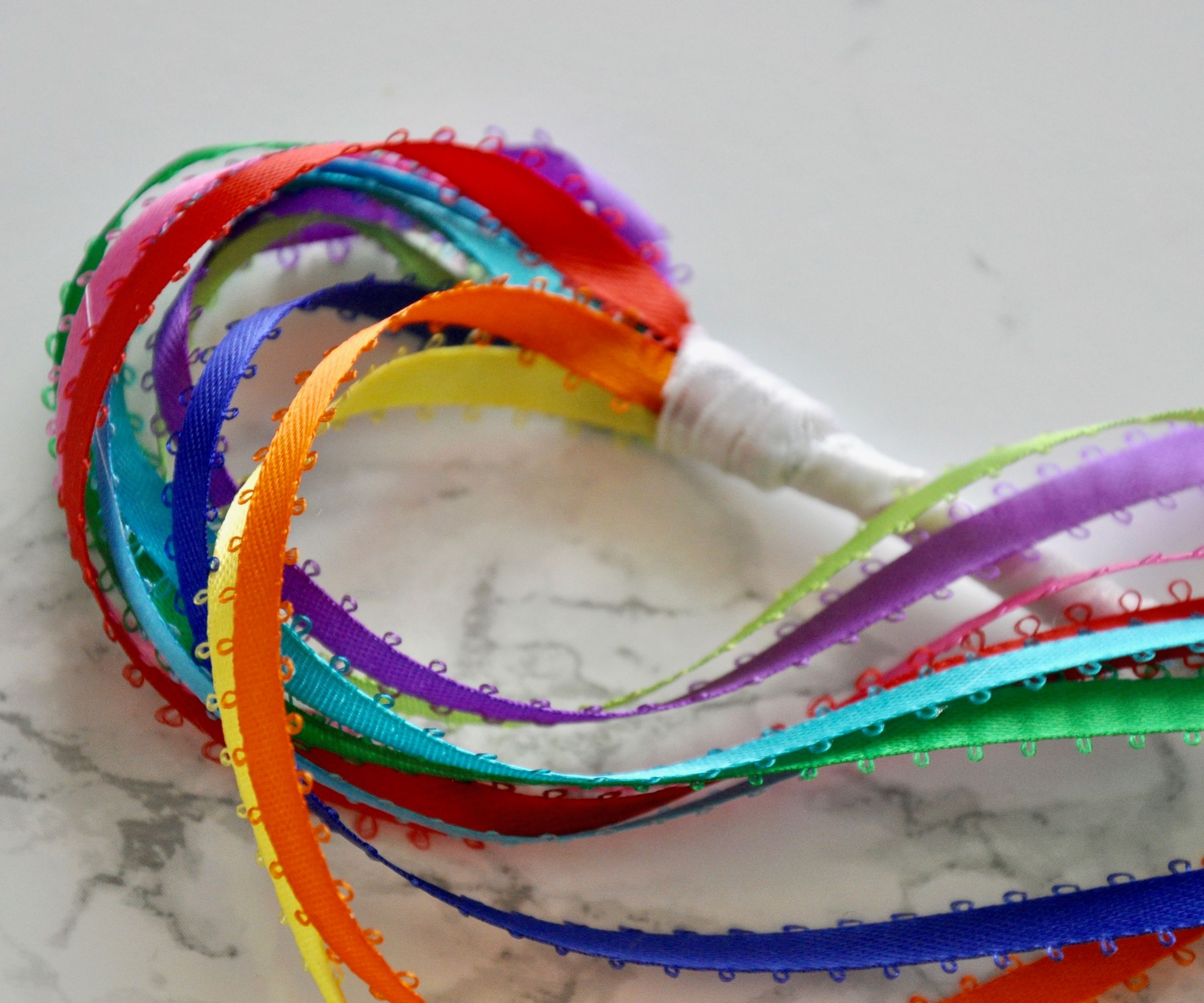 Easy Ribbon Wand : 6 Steps (with Pictures) - Instructables