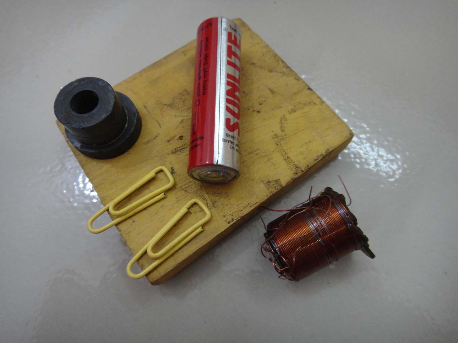 Make a Motor Very Easily : 11 Steps (with Pictures) - Instructables