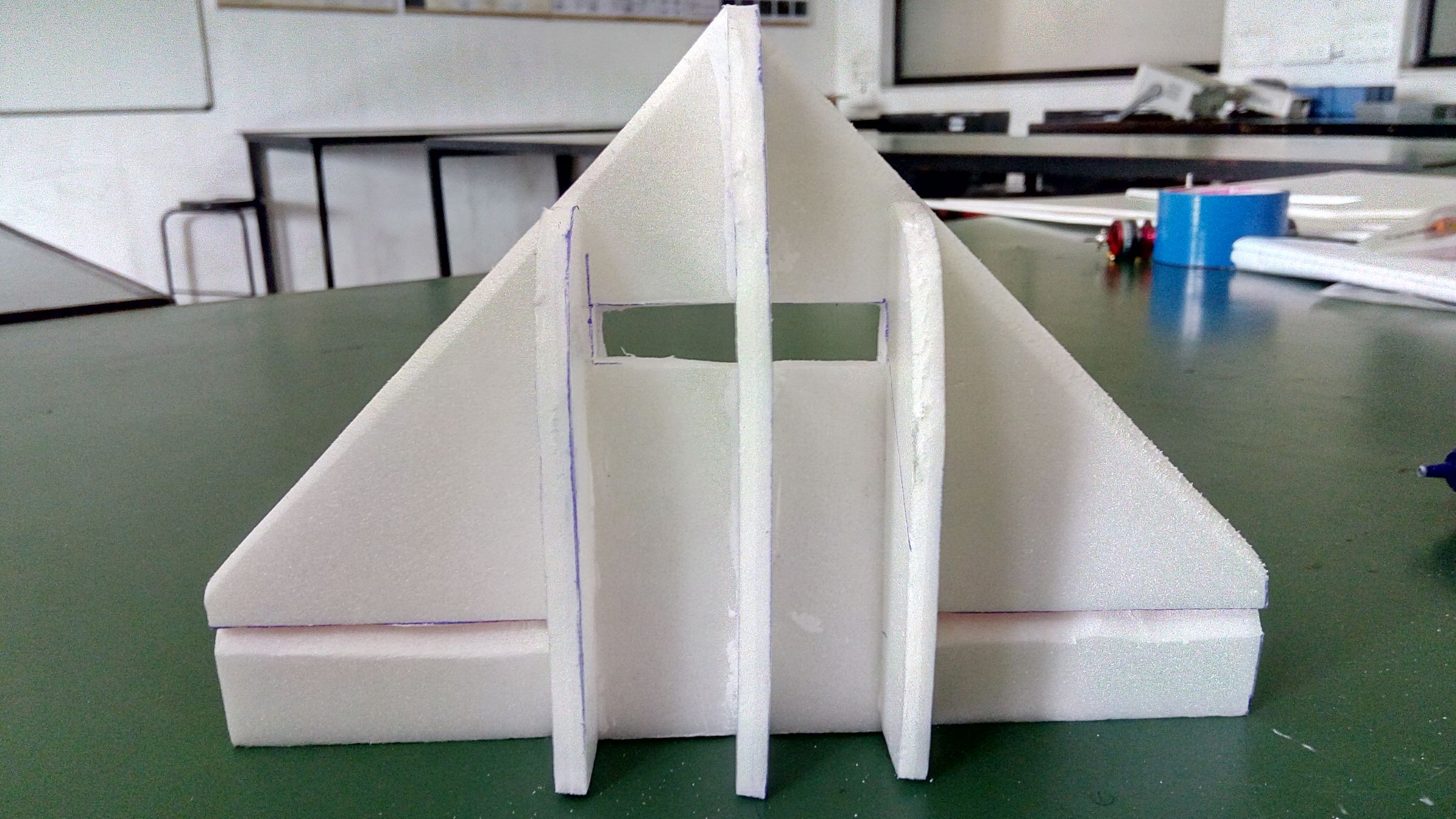 RC. Delta. Looks Like Space Craft : 20 Steps (with Pictures ...