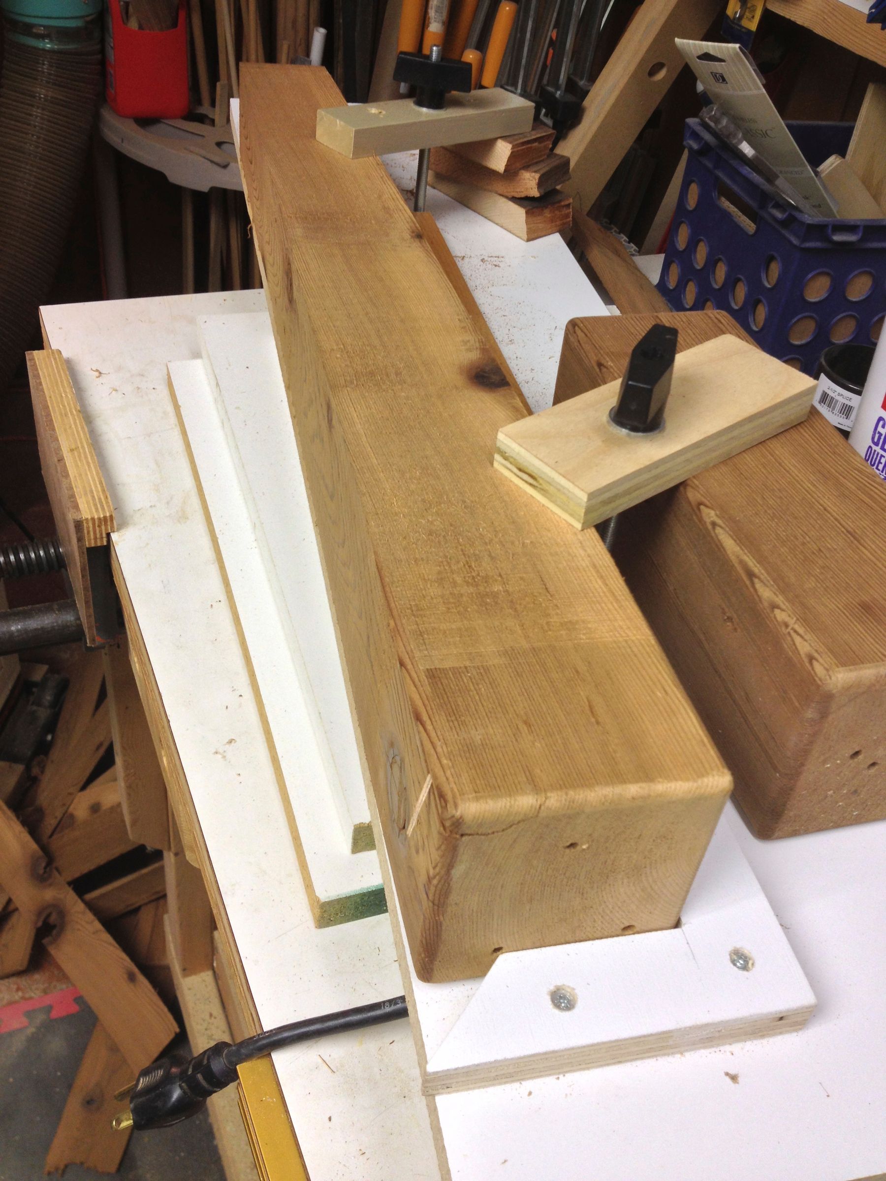 Build a Farmhouse Table : 5 Steps (with Pictures) - Instructables