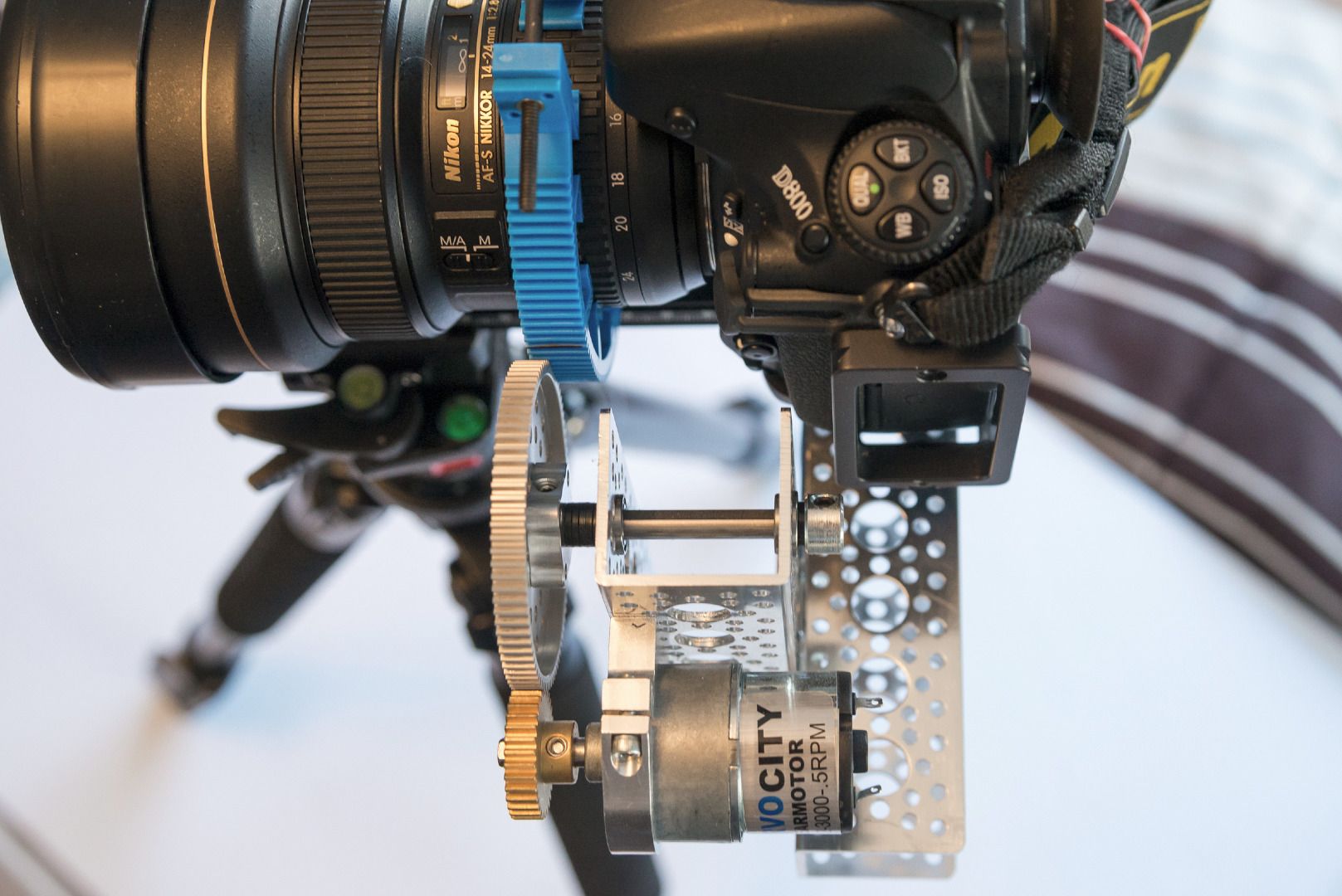 Motorize Your DSLR Zoom Lens : 5 Steps (with Pictures) - Instructables