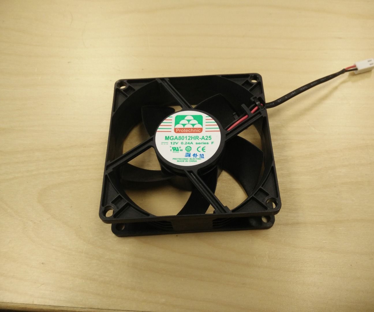 Cheap 80mm USB Fan : 4 Steps - Instructables