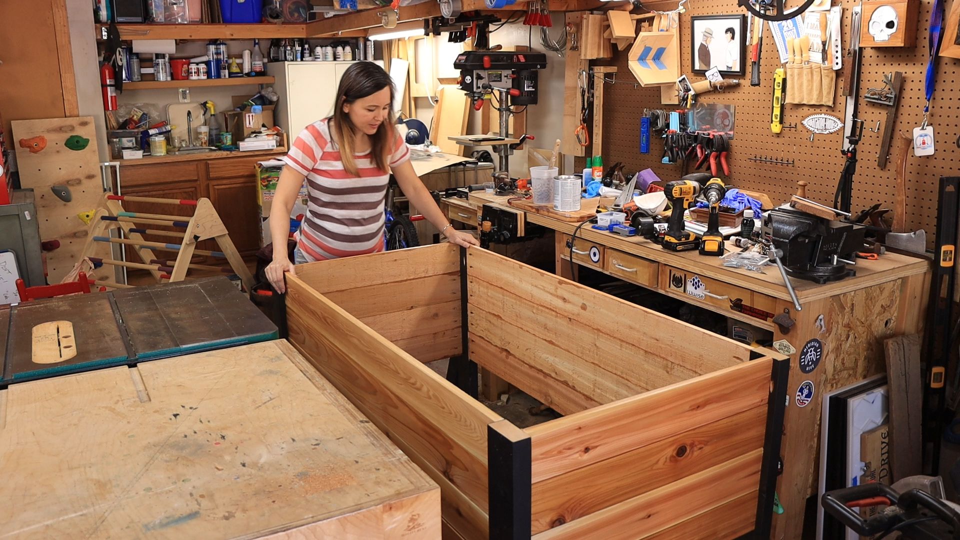 How to Make a DIY Raised Planter Box : 14 Steps (with Pictures ...
