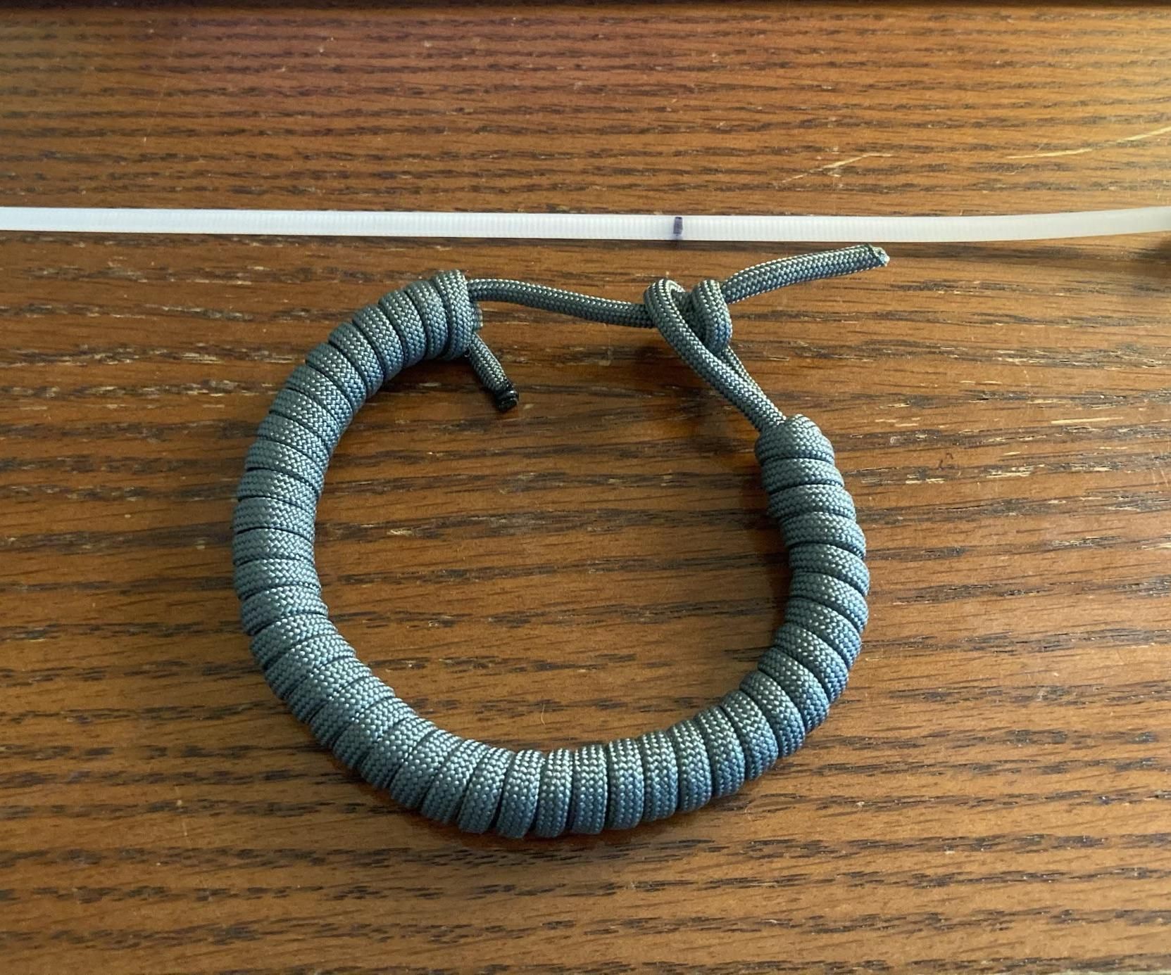 Quick Deploy Paracord Bracelet Jig (for Kids) : 3 Steps (with Pictures ...