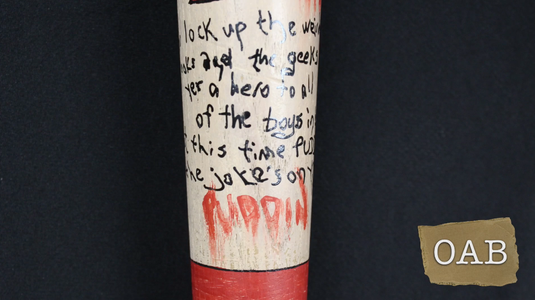 Harley Quinn's Bat (Suicide Squad) - How to DIY : 8 Steps (with ...
