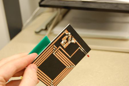 RFID Reader Detector and Tilt-Sensitive RFID Tag : 5 Steps (with ...