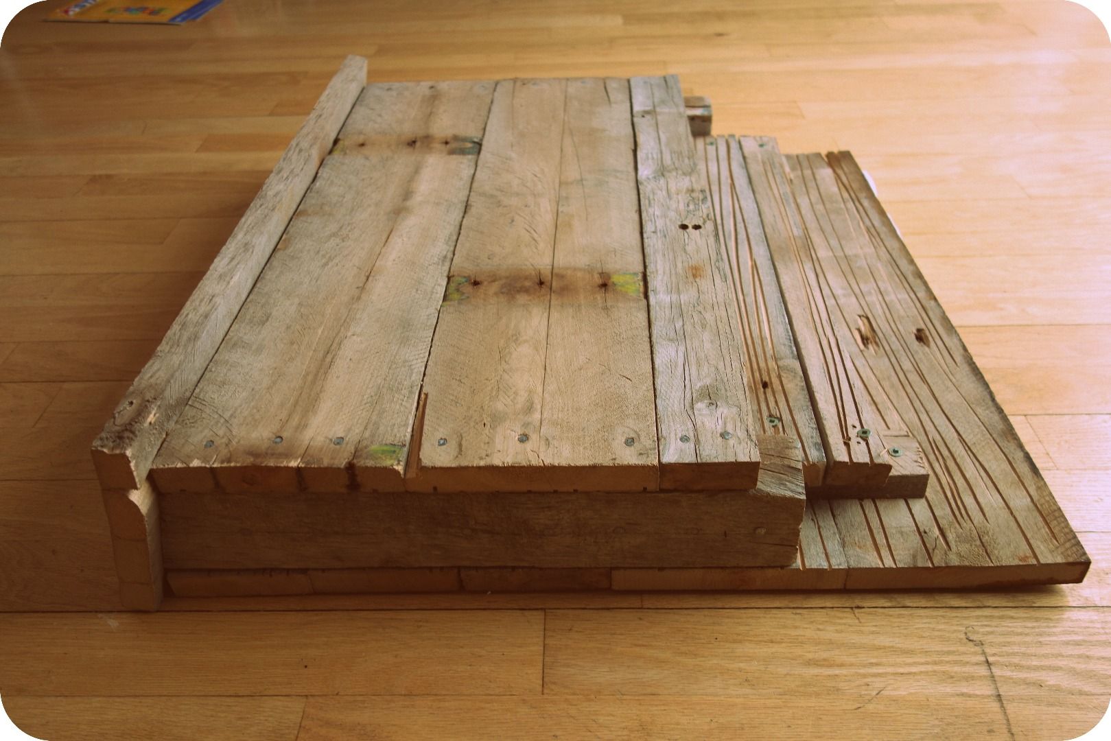 Bat-Box From a Reclaimed Pallet : 7 Steps (with Pictures) - Instructables