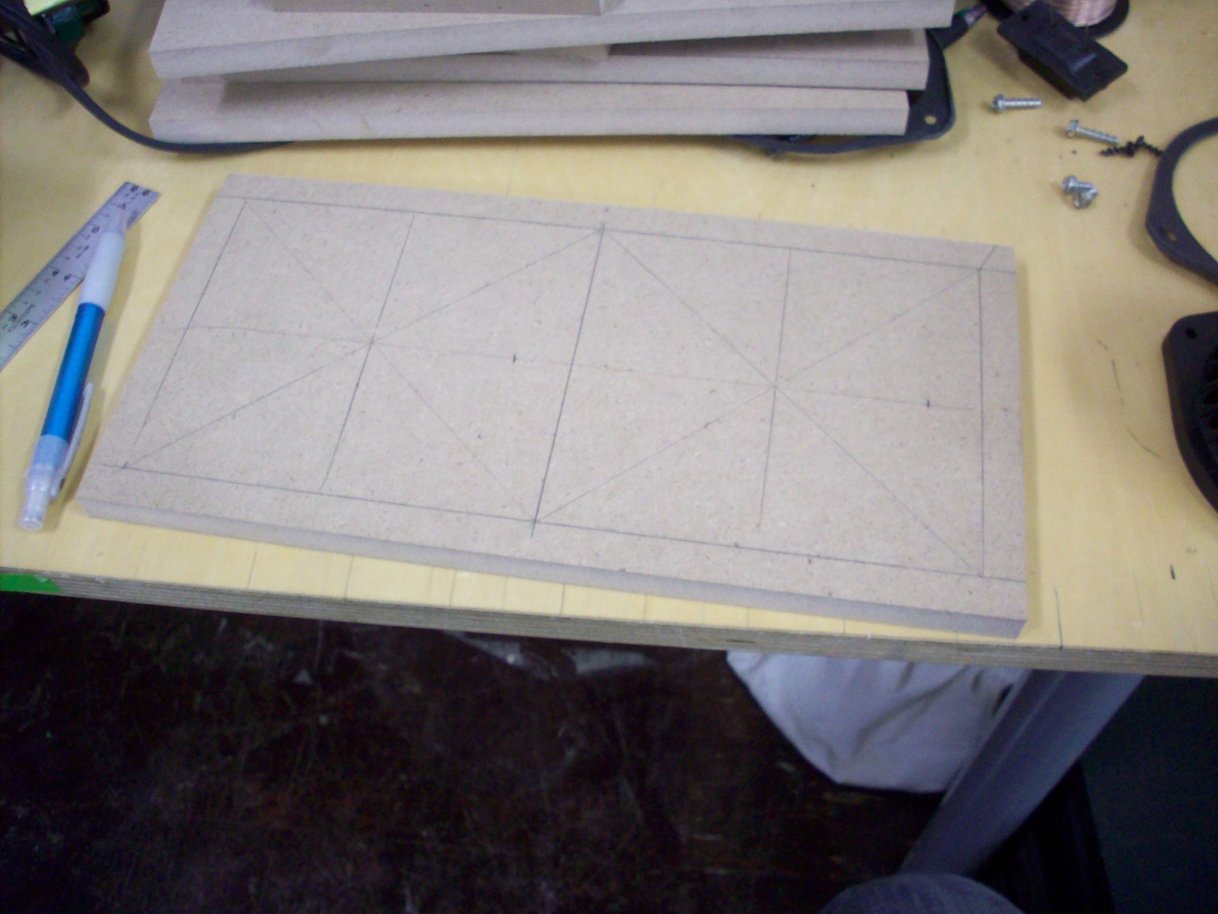 Speaker Box : 10 Steps - Instructables