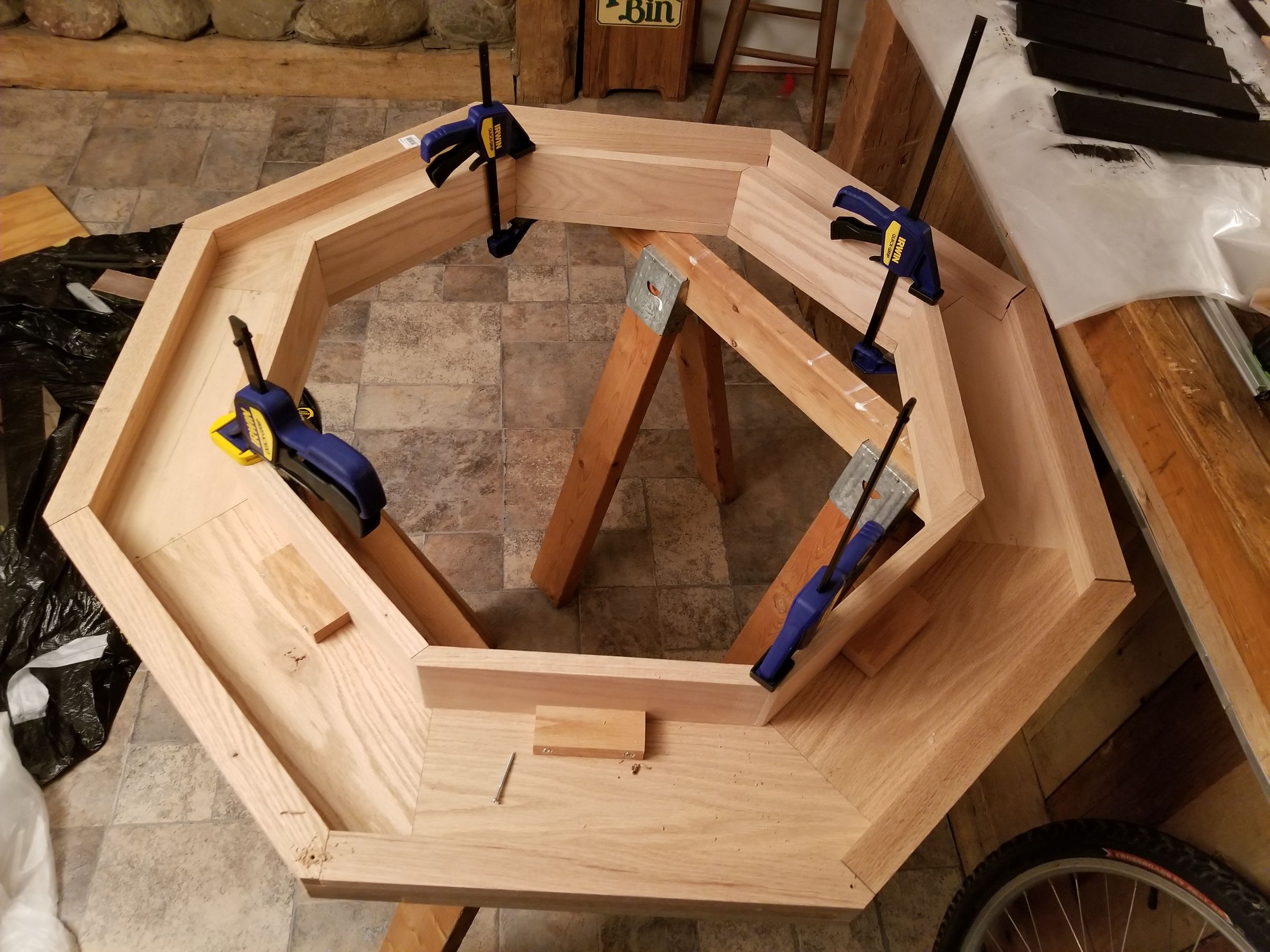 Octagonal Infinity Mirror Table : 20 Steps (with Pictures) - Instructables