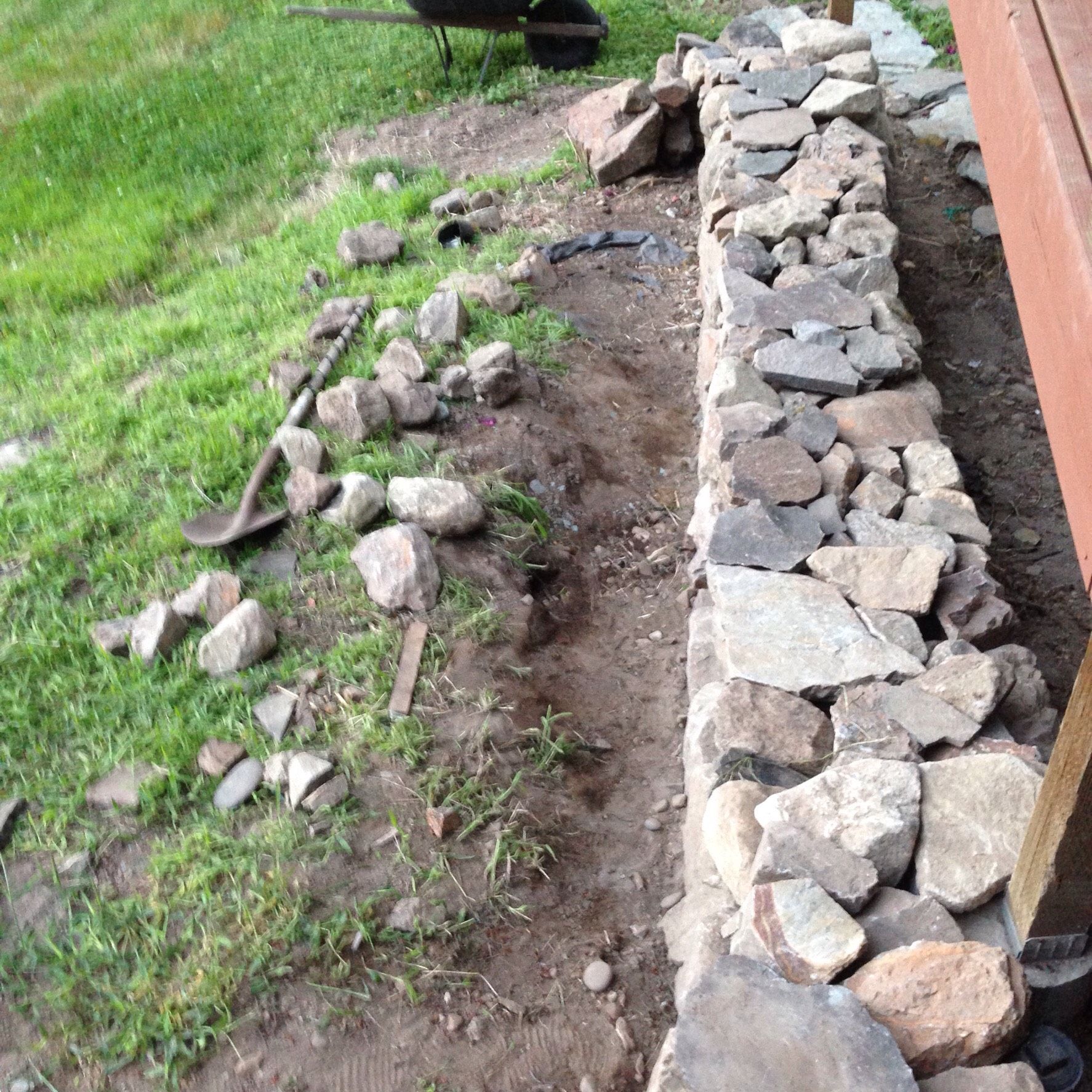 How to Build a Natural Dry Stacked Stone Free Standing or Retaining ...
