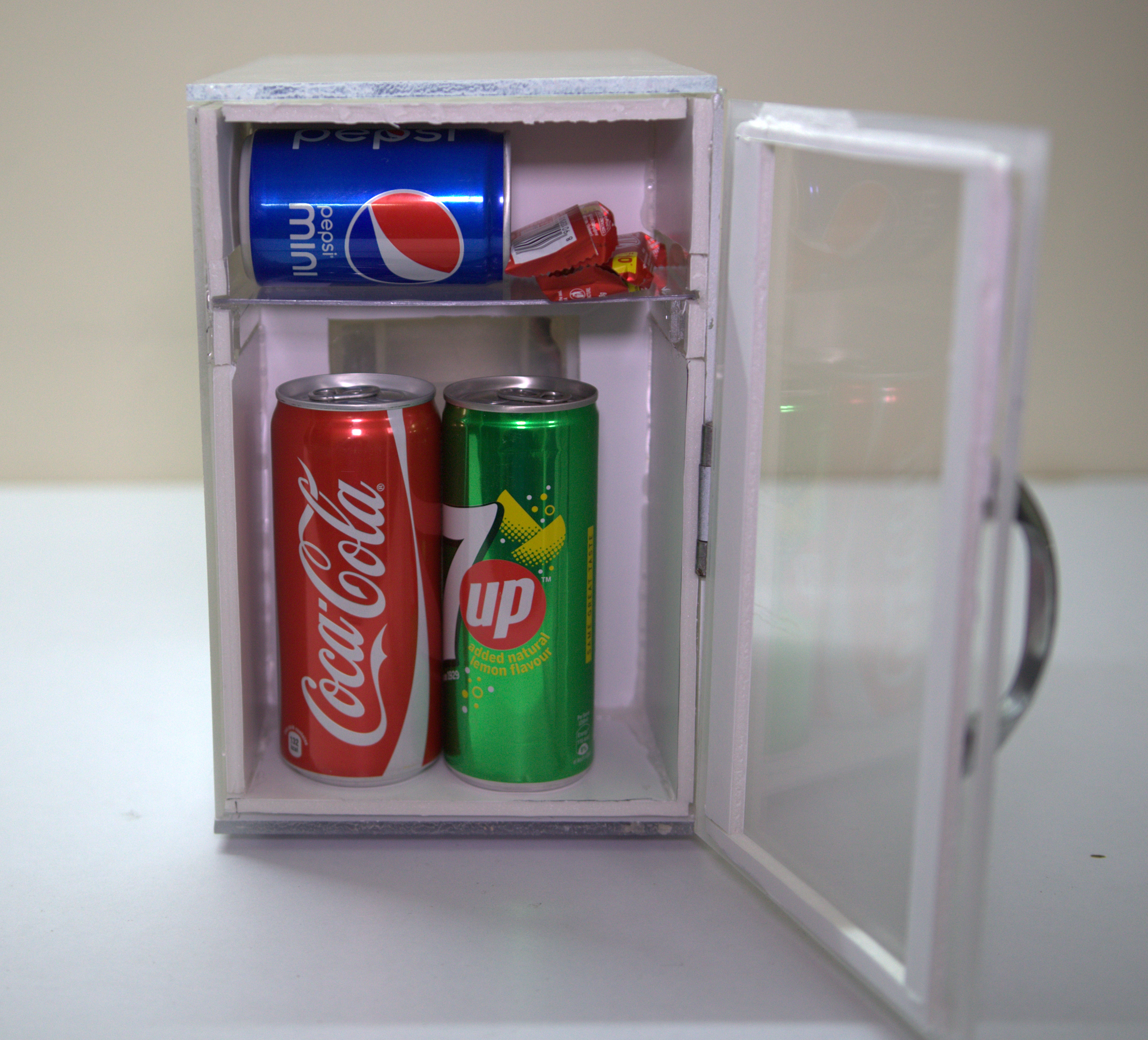 DIY Portable Mini Refrigerator : 19 Steps (with Pictures) - Instructables